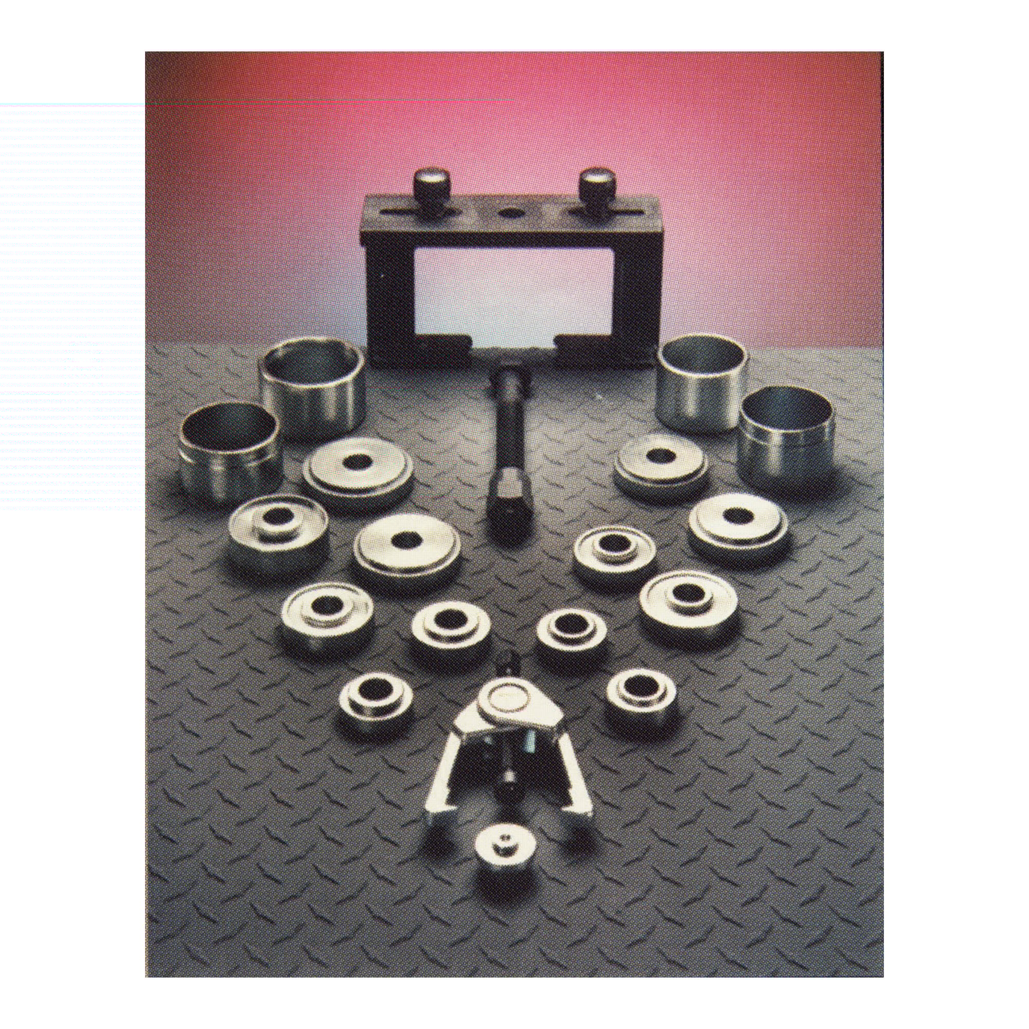 Hub-Shark Replaces Front Wheel Bearings with Ease! | Northern Tool