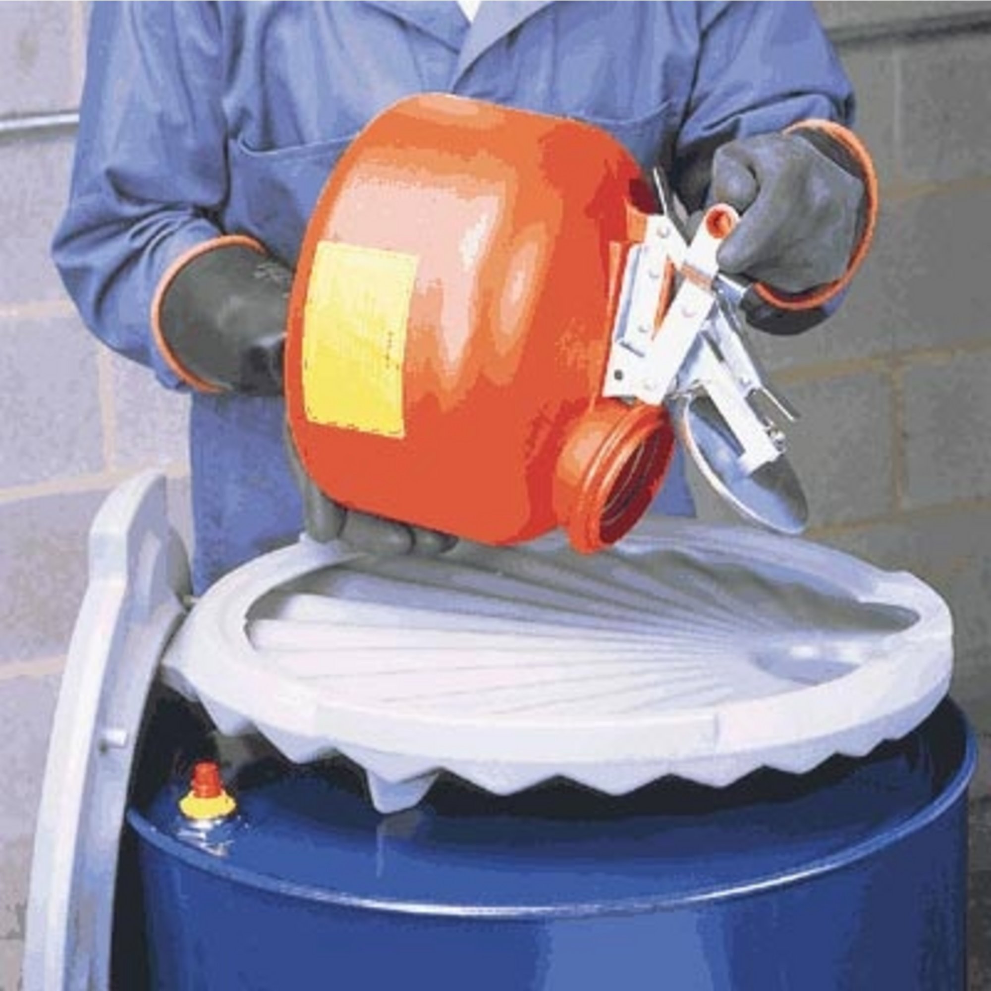 21in. Low Profile Drumtop Funnel | Northern Tool