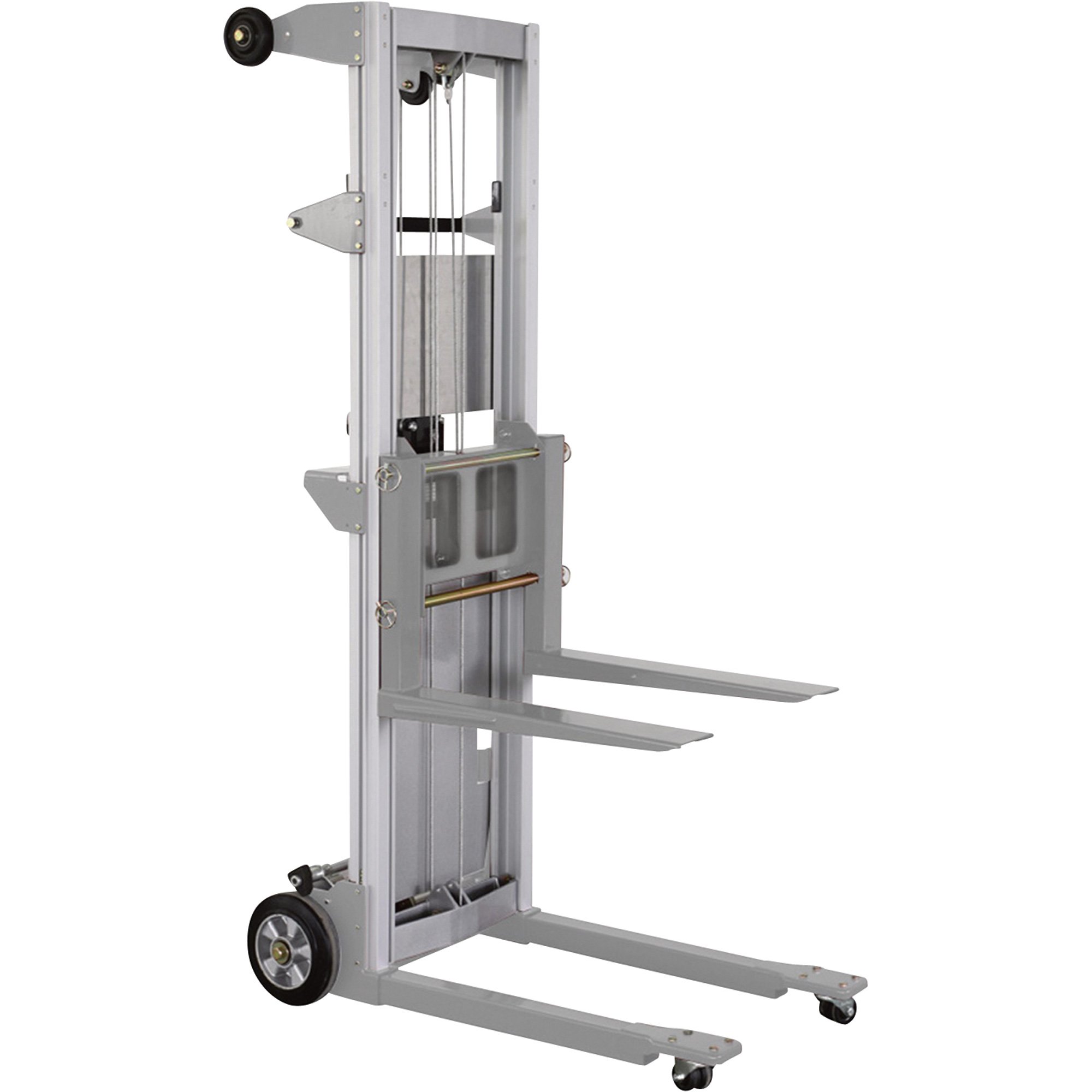 Roughneck Hand Winch Stacker — 500-Lb. Capacity | Northern Tool