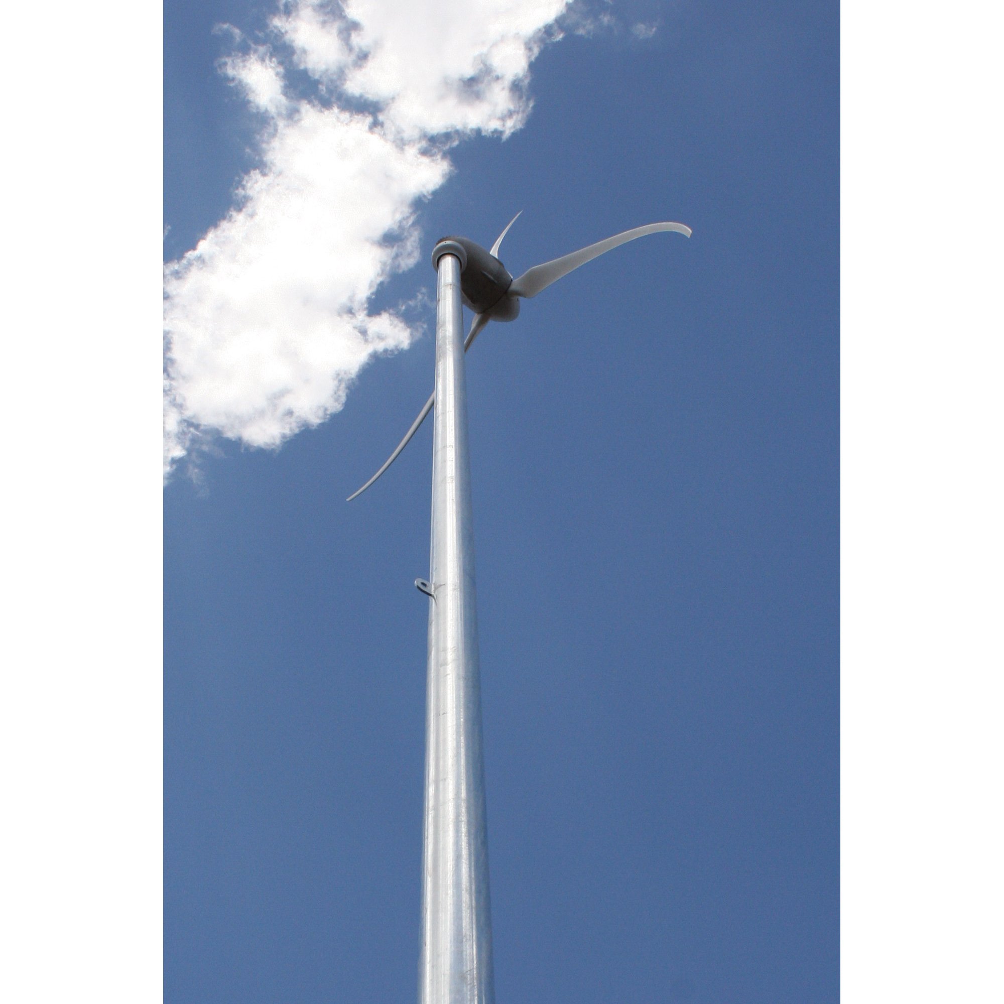 Skystream 3.7 Wind Turbine, Model# 44470 | Northern Tool
