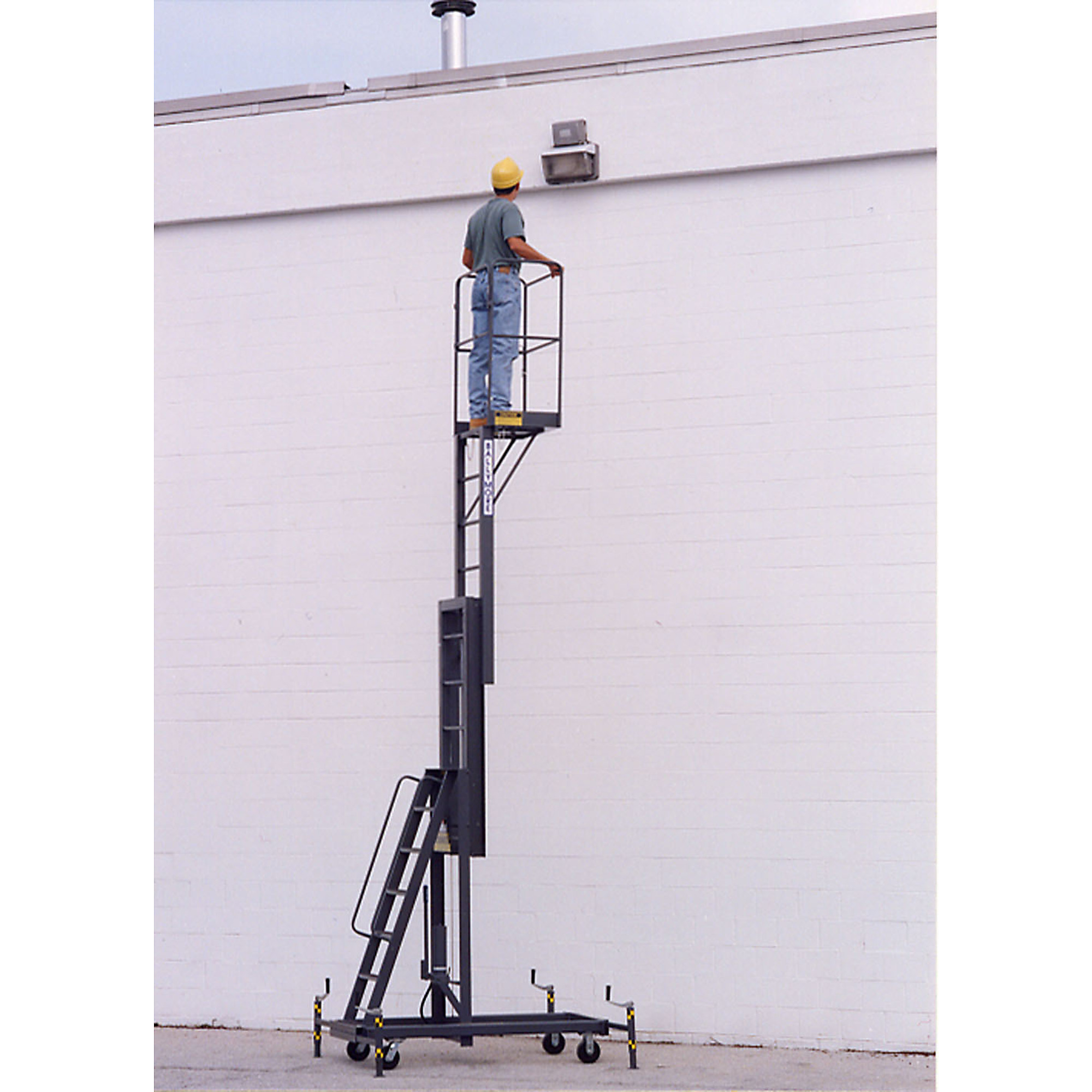 Ballymore, Single Person Lift, Capacity 300 lb, Working Height 21 ft ...