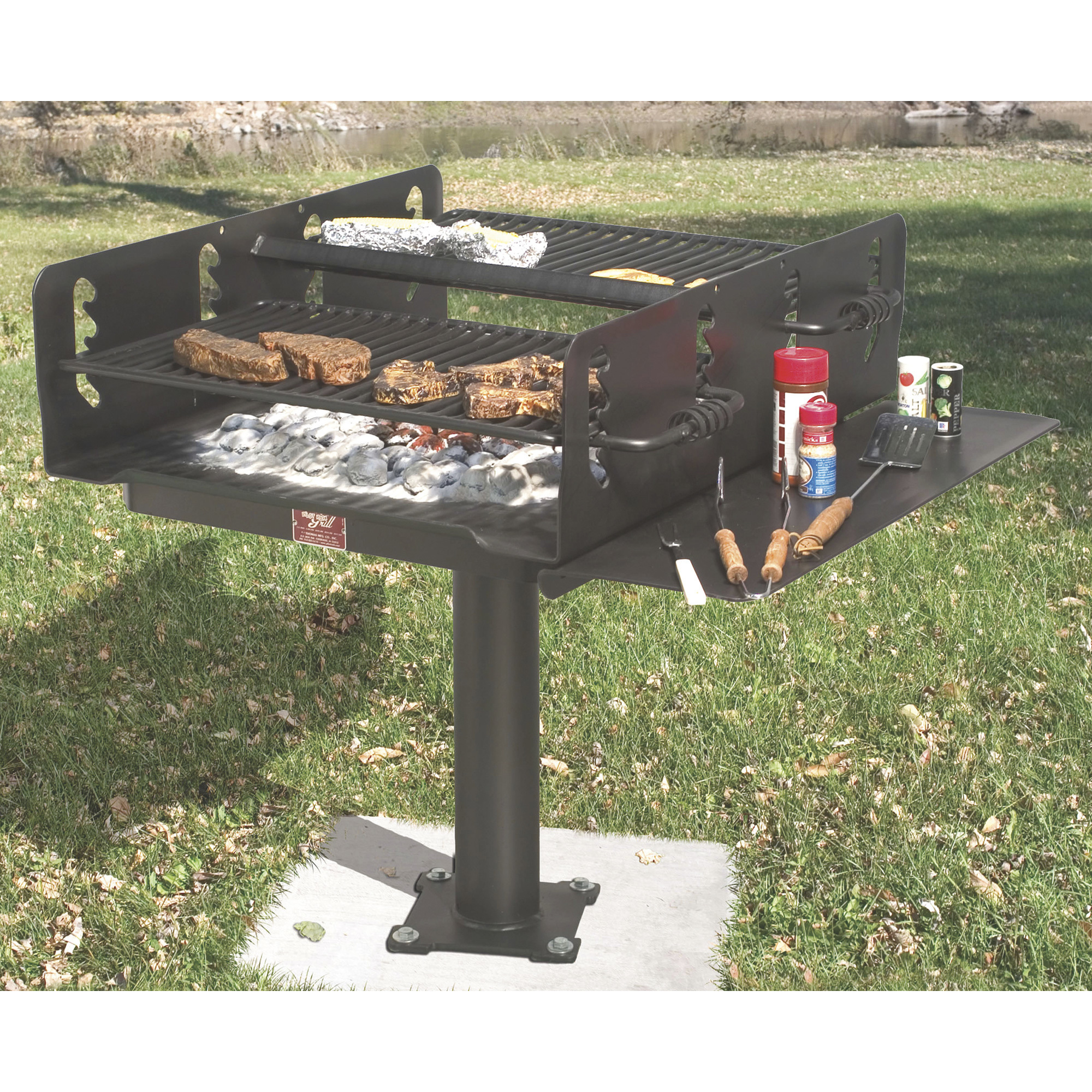 Freedom Grill Hitch-Mounted BBQ Grill — 16,000 BTU, Model# FG-50 ...