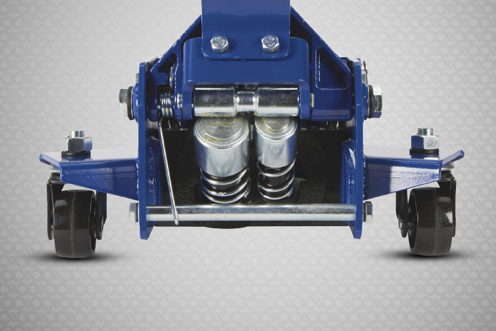 Strongway Long-Reach Low-Profile Professional Service Floor Jack, 3-Ton ...