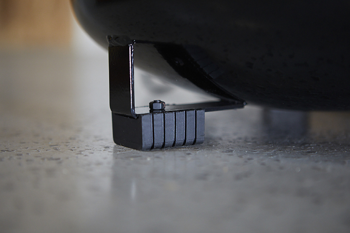 Ironton Oil-Free Pancake Compressor, 1.5 HP, 6 Gallons, 2.6/3.6 CFM ...