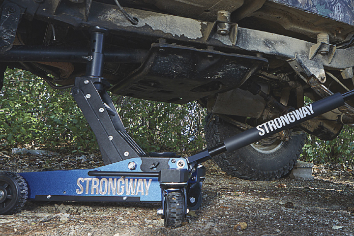 Strongway Off-Road Jack, 3-Ton Capacity, 29in. Lift Height, Aluminum ...