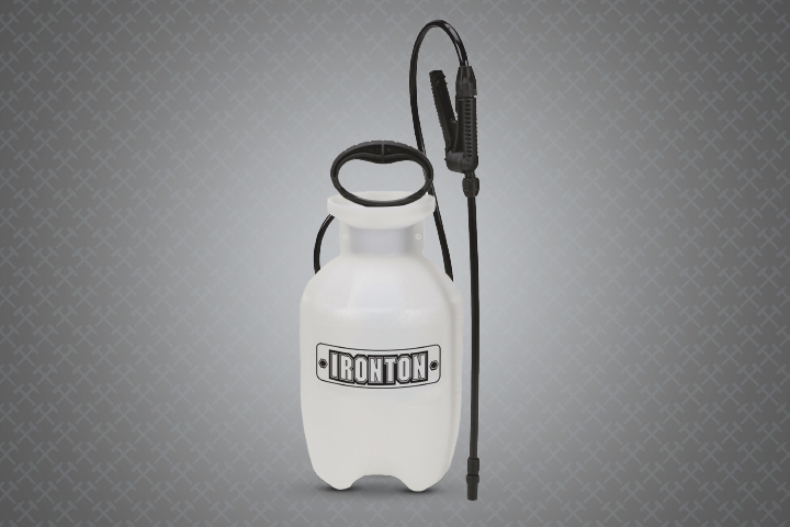 Ironton Portable Poly Sprayer, 1 Gallon, 45 PSI, Adjustable Nozzle ...