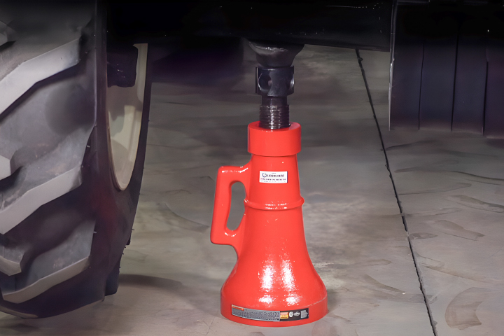 Strongway 15-Ton Screw Jack | Northern Tool