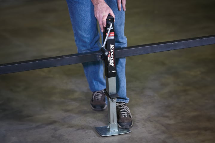 Ultra-Tow XTP Fast-Action Square Tube Trailer Jack, 2000-Lb., Sidewind ...