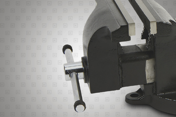 Klutch Heavy-Duty Bench Vise, 8in. Jaw Width, Model# AT-HDV-08 ...
