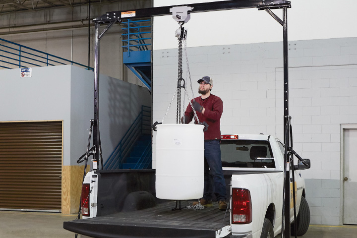 Strongway Adjustable Gantry Crane, 4000-Lb. Capacity, 8.2ft.–12.14ft ...