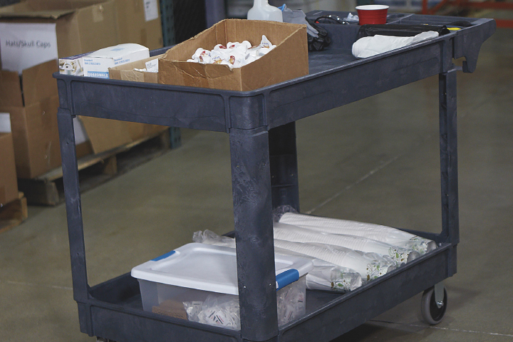 Ironton 500-Lb. Utility Cart, 46-3/5in.W x 25-2/5in.D x 32-7/10in.H ...