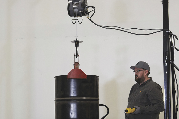 Bannon Compact Electric Cable Hoist, 500-Lb. Capacity, 95ft. Lift, 110 ...