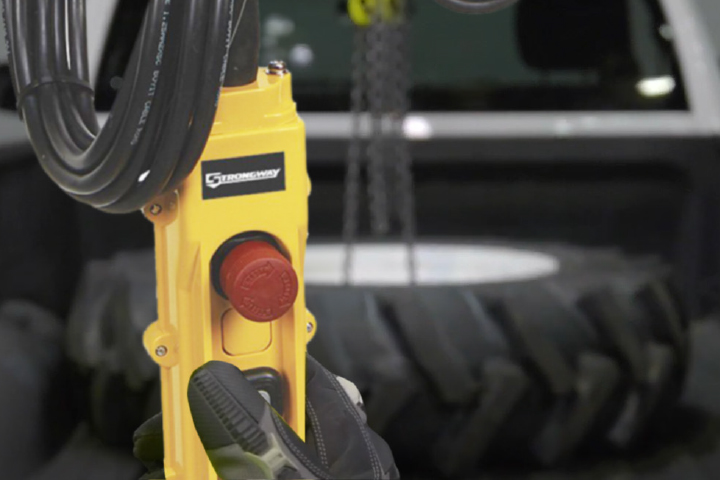 Strongway Mini Electric Chain Hoist, 500-Lb. Capacity, 16.4ft. Lift ...