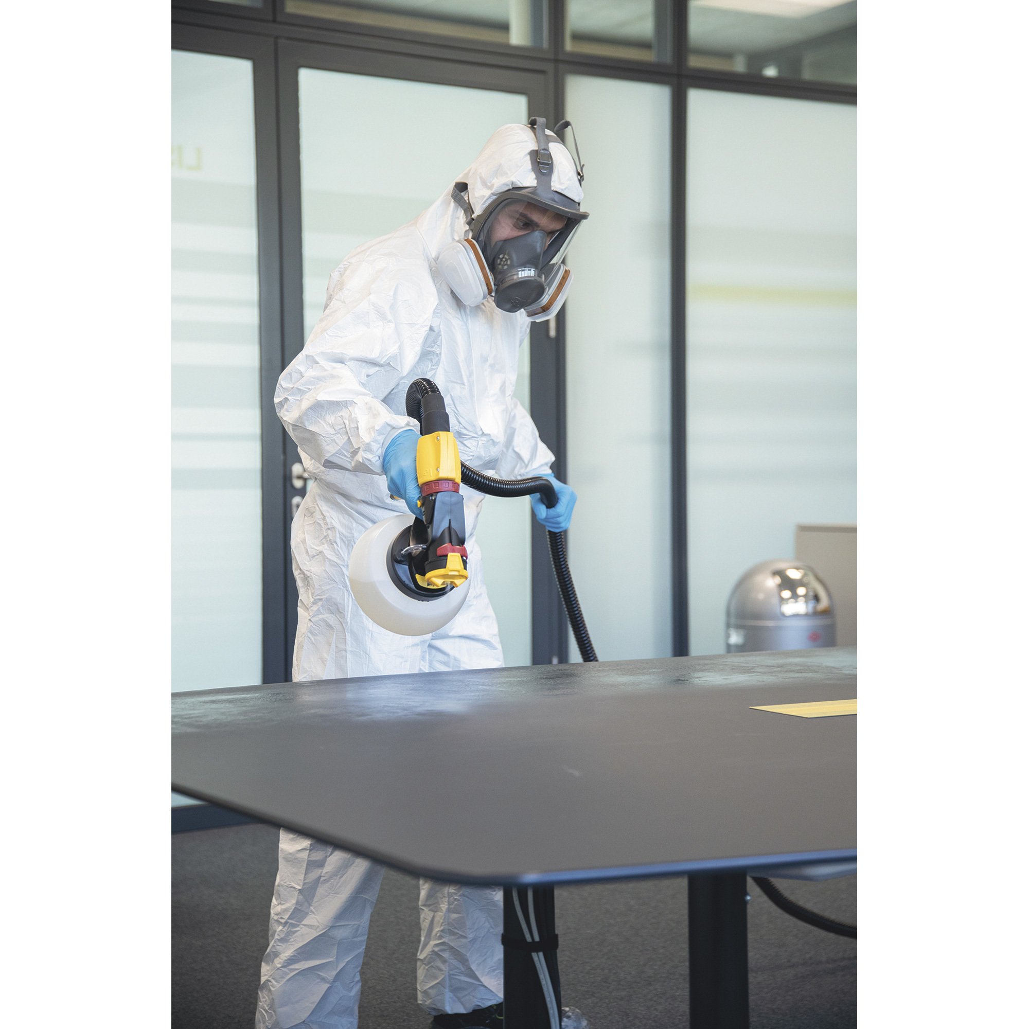 Wagner Disinfectant Control Spray Max Sprayer — 1 1/2-Qt., 3.5 PSI ...