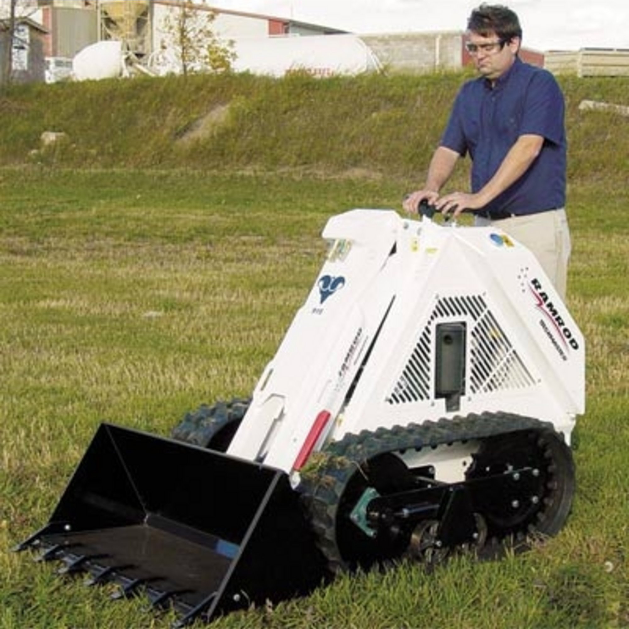 Ramrod Track Mini Skid Loader — 19 HP Engine, Model# NT915-AK19G ...