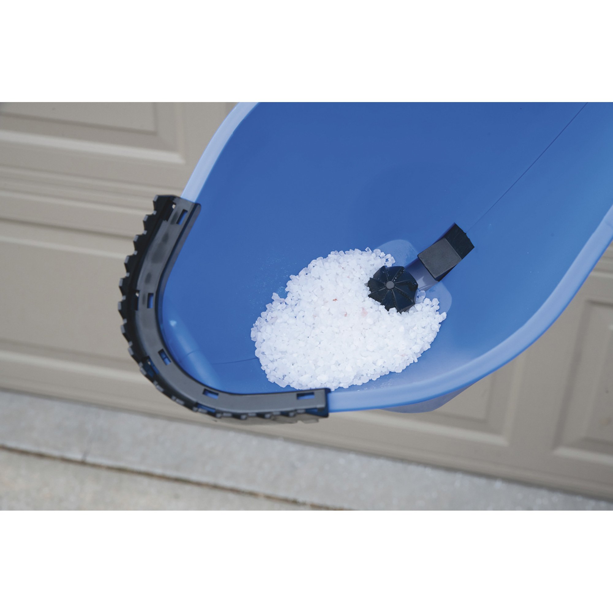 EarthWay 4-Lb. Capacity Hand Spreader — For Ice Melt and Salt, Model ...