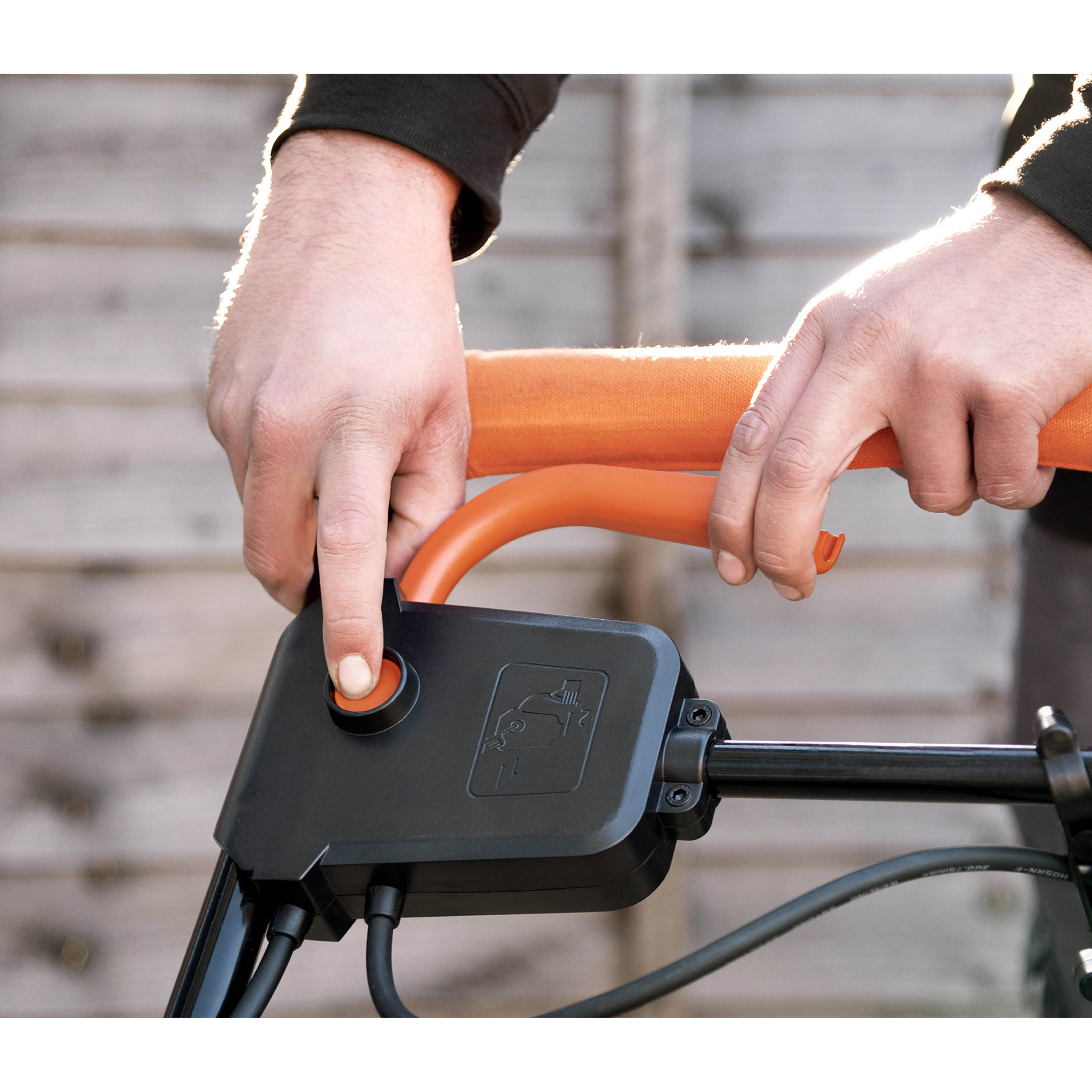 Evolution Hulk Electro Electric Compactor, 120V, 60 Hz Motor, Model ...