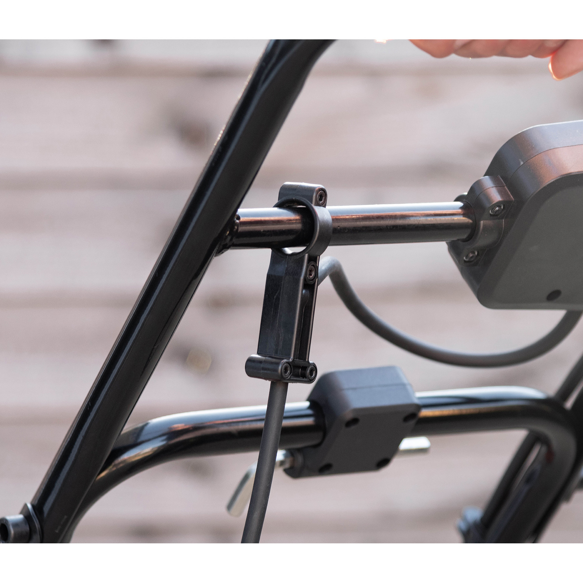 Evolution Hulk Electro Electric Compactor, 120V, 60 Hz Motor, Model ...