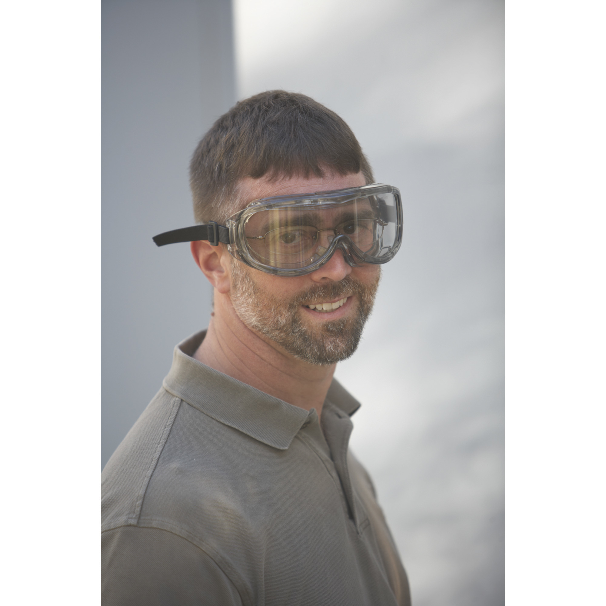 3M Professional Chemical Splash/Impact Goggles, Clear Lens, Model ...