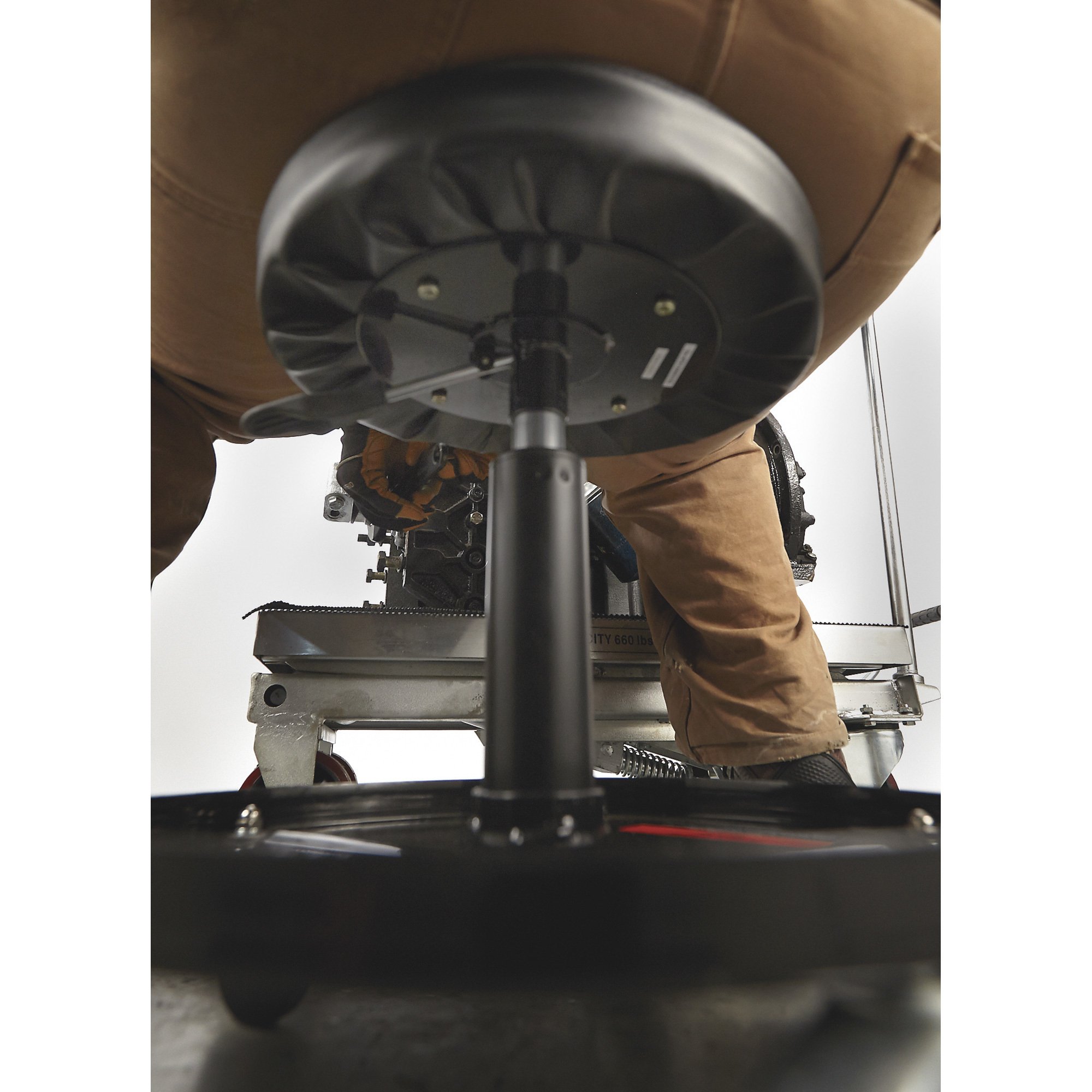 Ironton Pneumatic Shop Stool — 360° Swivel, Model# PSS-01 | Northern Tool