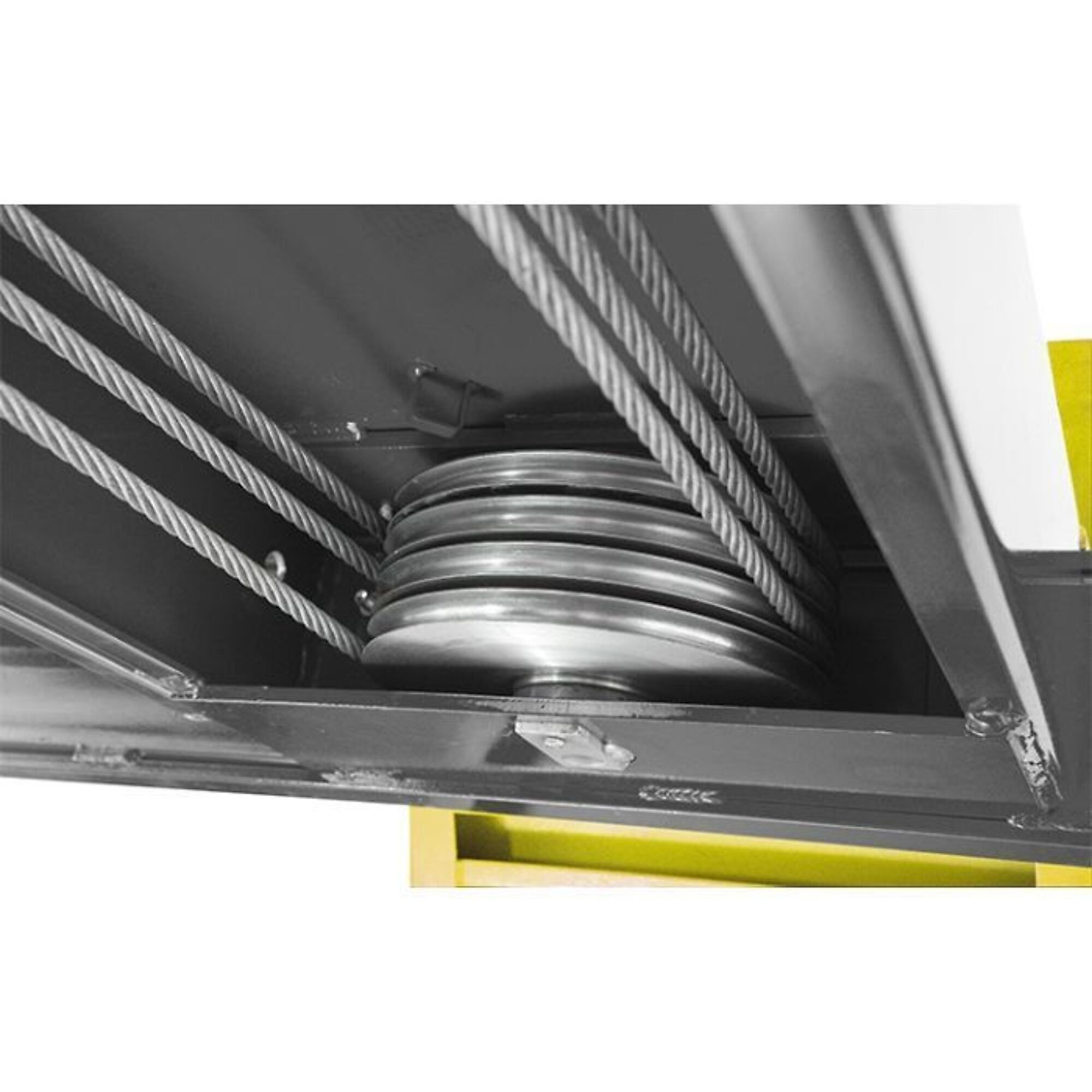 BendPak 4-Post Truck and Car Lift, 14,000-Lb. Capacity, Model# HDS-14 ...