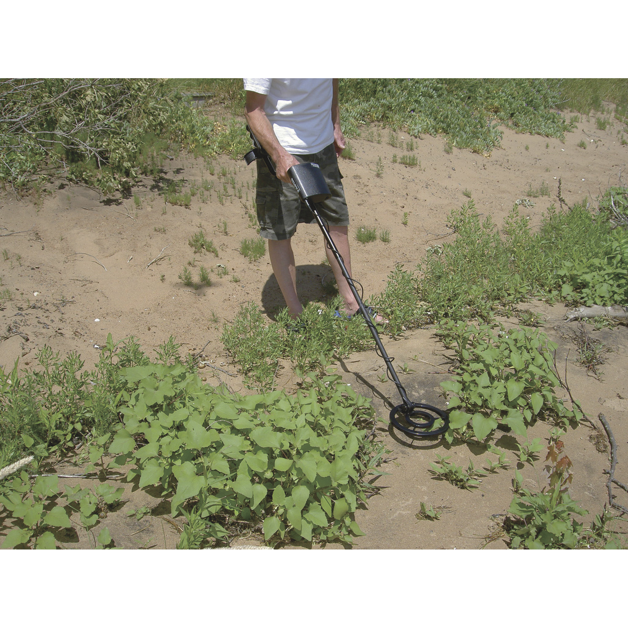 Bounty Hunter Discovery 3300 Metal Detector, Model# DISC33 | Northern Tool