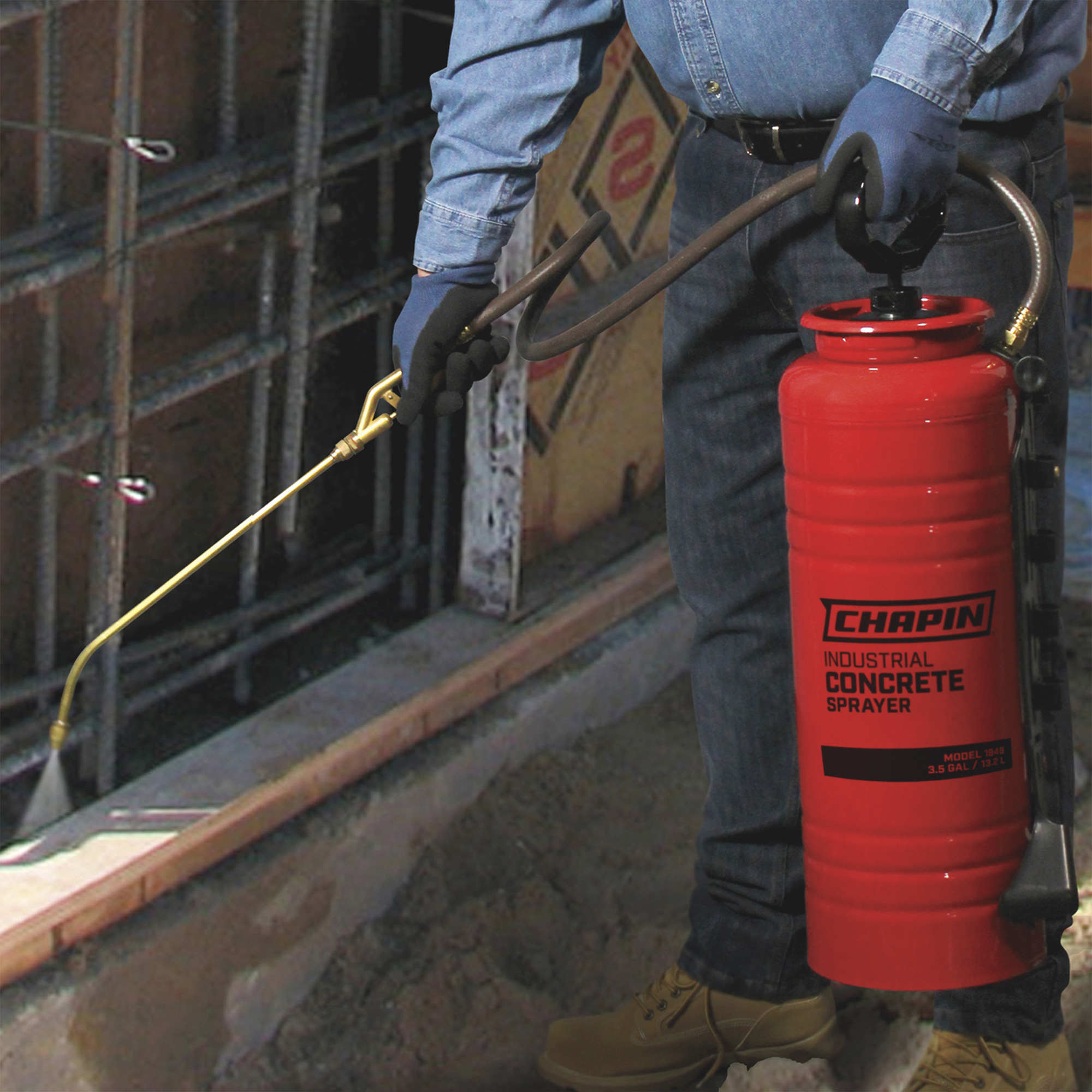 Chapin Portable Concrete Sprayer, 3 1/2-Gallon Capacity, Model# 1949 ...
