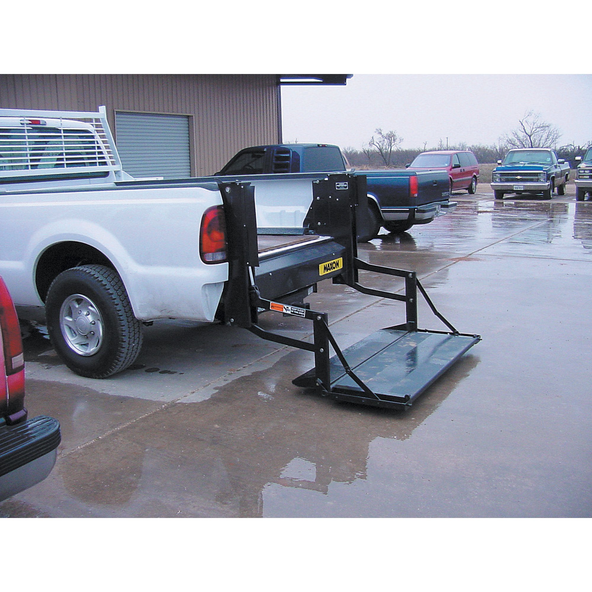 Maxon Systems Lift Gate — 1300lb. Capacity | Northern Tool