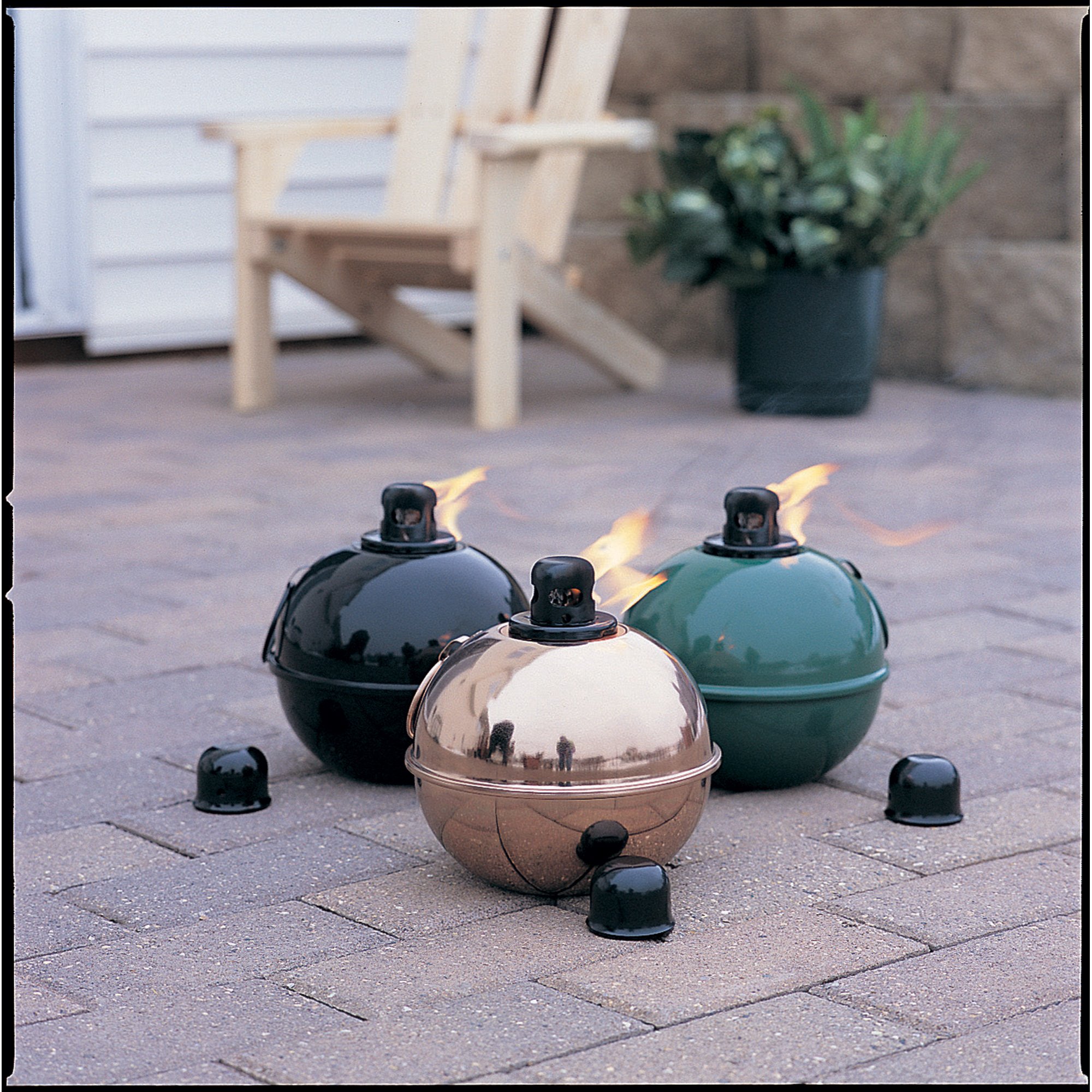 Copper Smudge Pot Provides Torchlit, Bug-Free Evenings! | Northern Tool