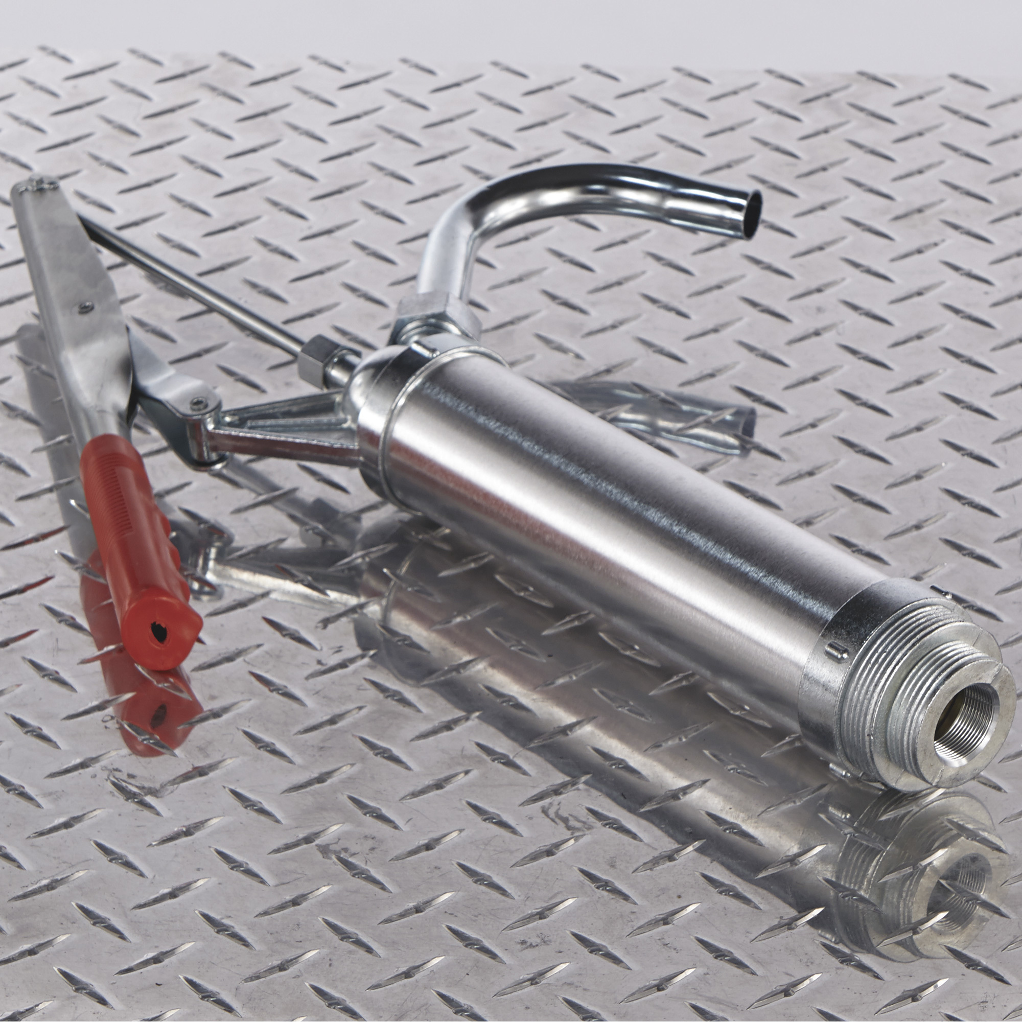 Ironton Lever Action Drum Hand Pump for 15- to 55-Gallon Drums ...