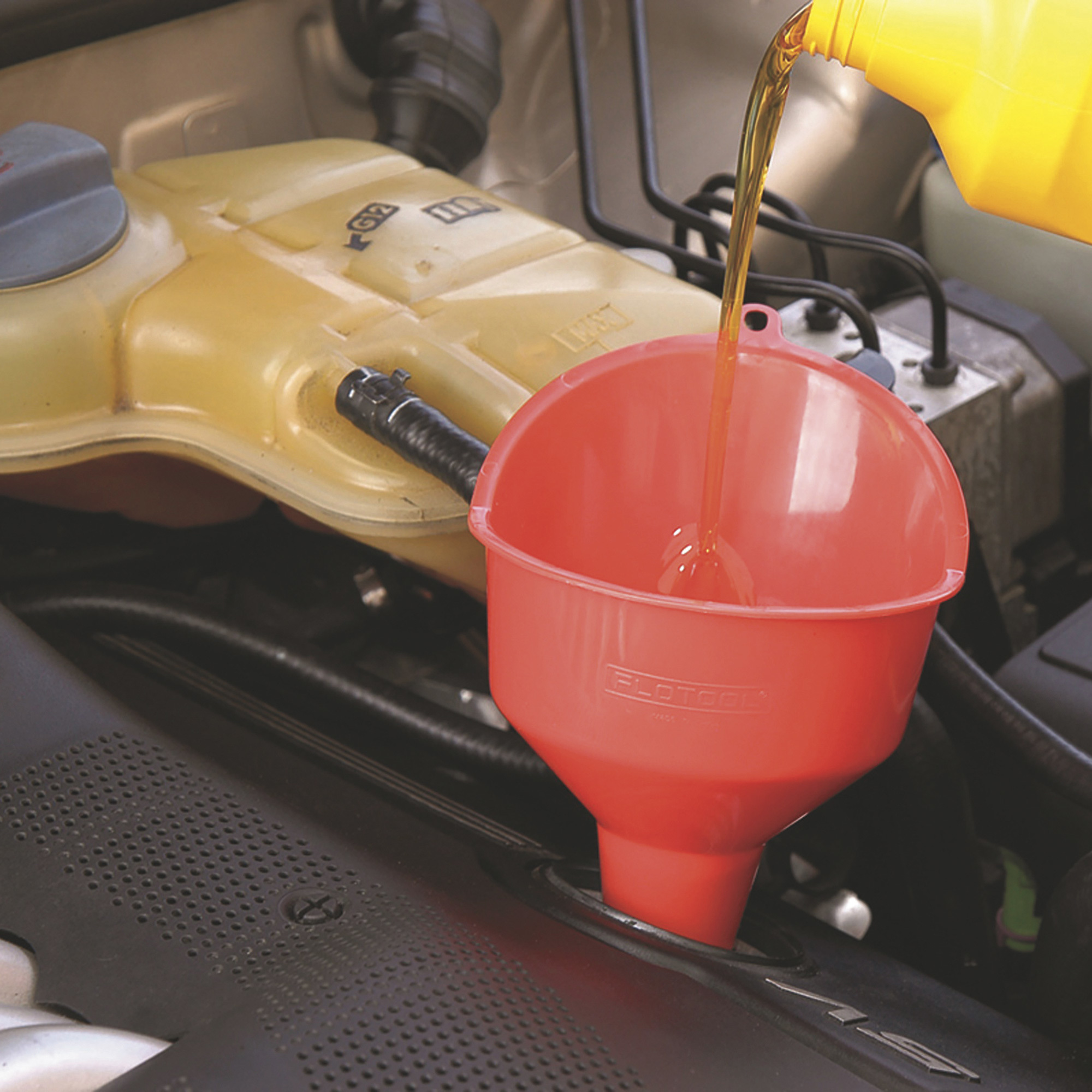 FloTool Quick Fill Funnel — Model# 10714 | Northern Tool