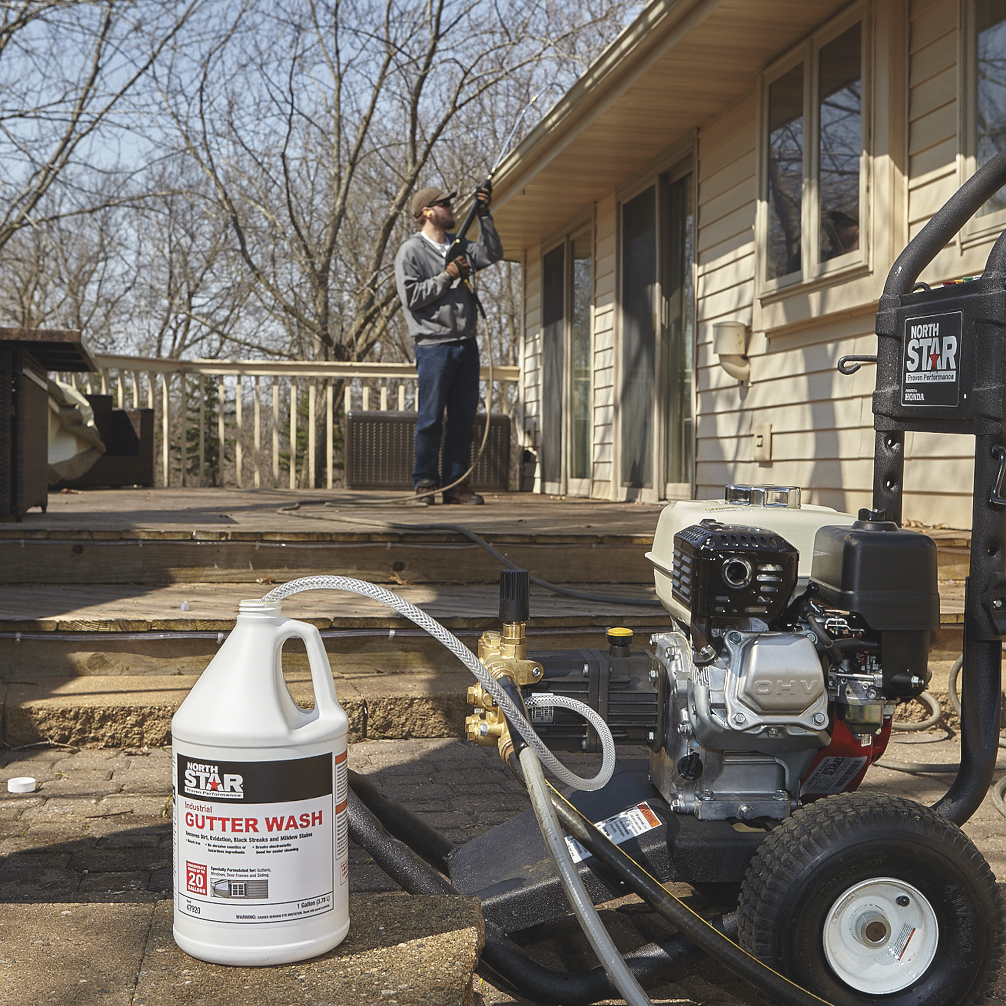 NorthStar Pressure Washer High-Performance Gutter Wash Concentrate, 1 ...