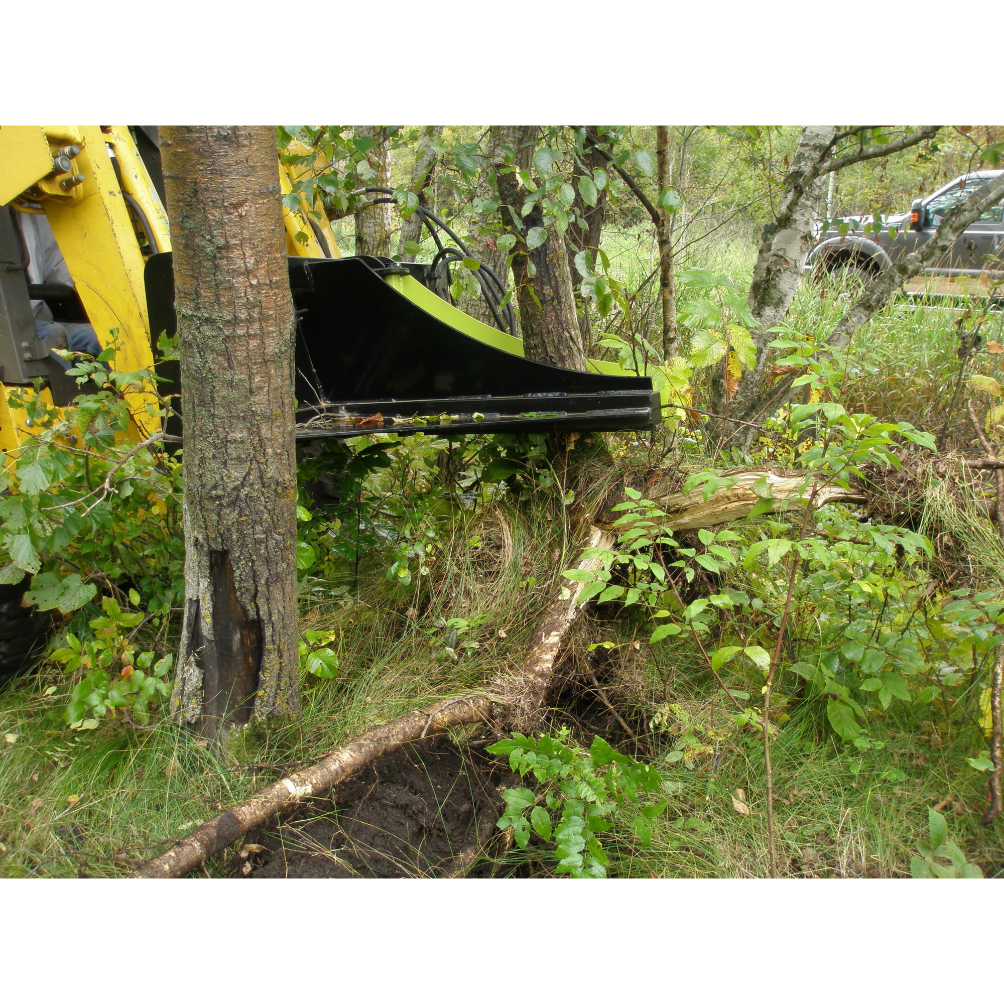 Brush Grubber, Hydraulic post/tree puller, Model# BG-35 | Northern Tool