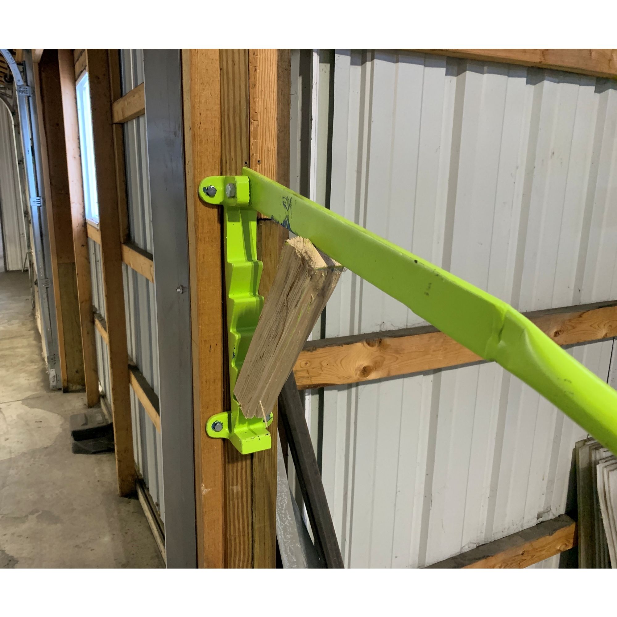 Timber Tuff Tools, Wall Mounted Kindling Splitter, Ram Force 1 Tons ...