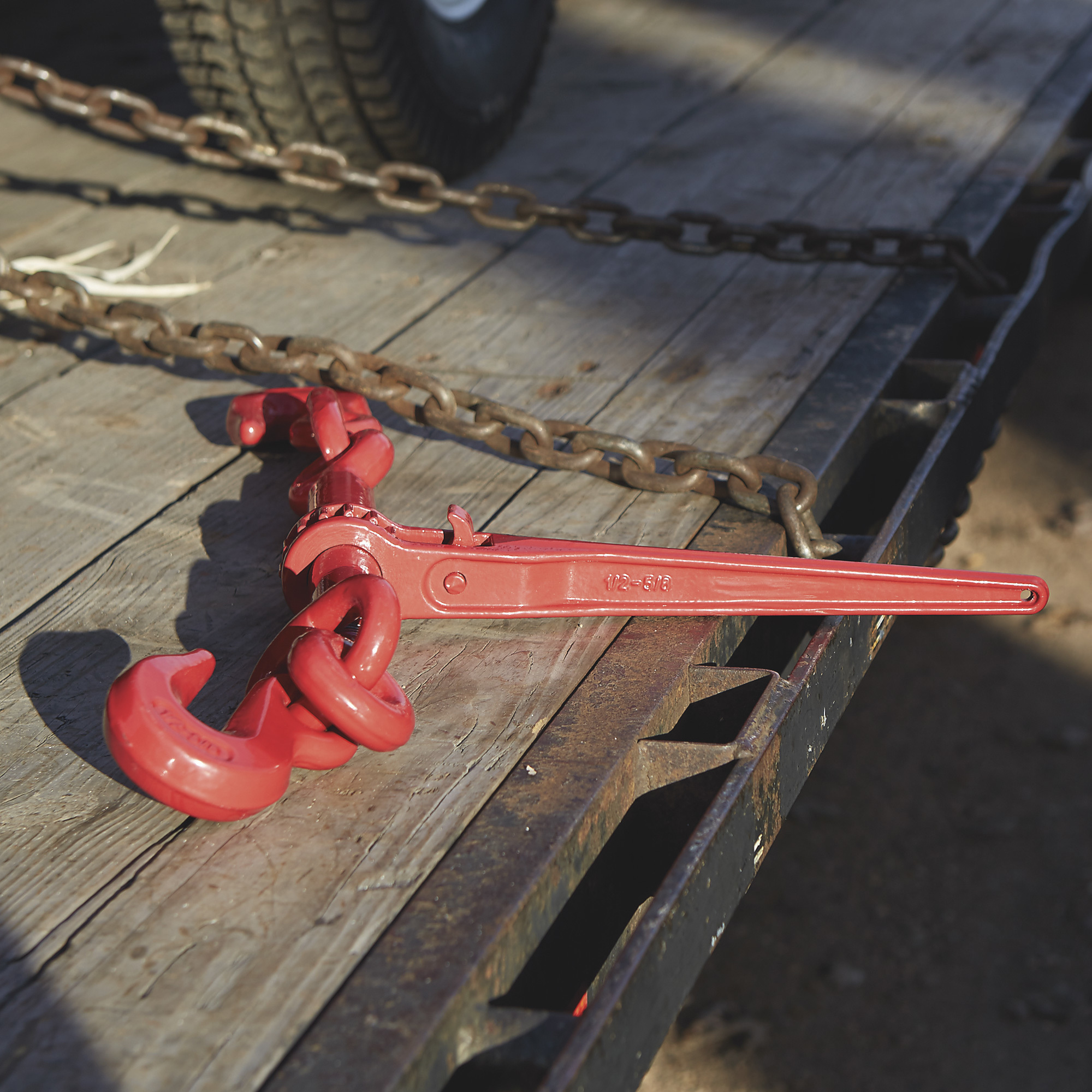 Ultra-Tow 1/4in. Ratchet Chain Binder, 3900-Lb. Load Capacity ...