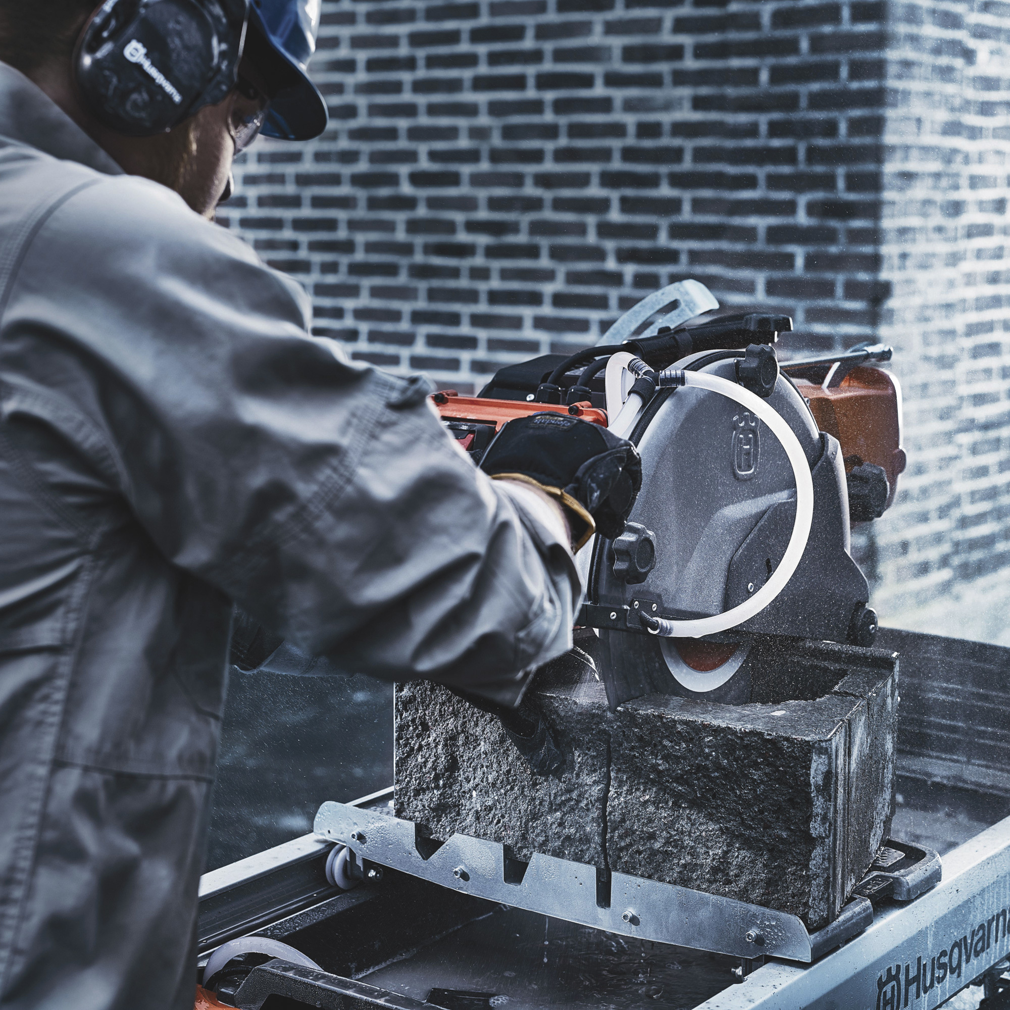 Husqvarna MS 360 Dual Voltage Masonry Saw, 115/208-230 Volt, 1.5 HP ...