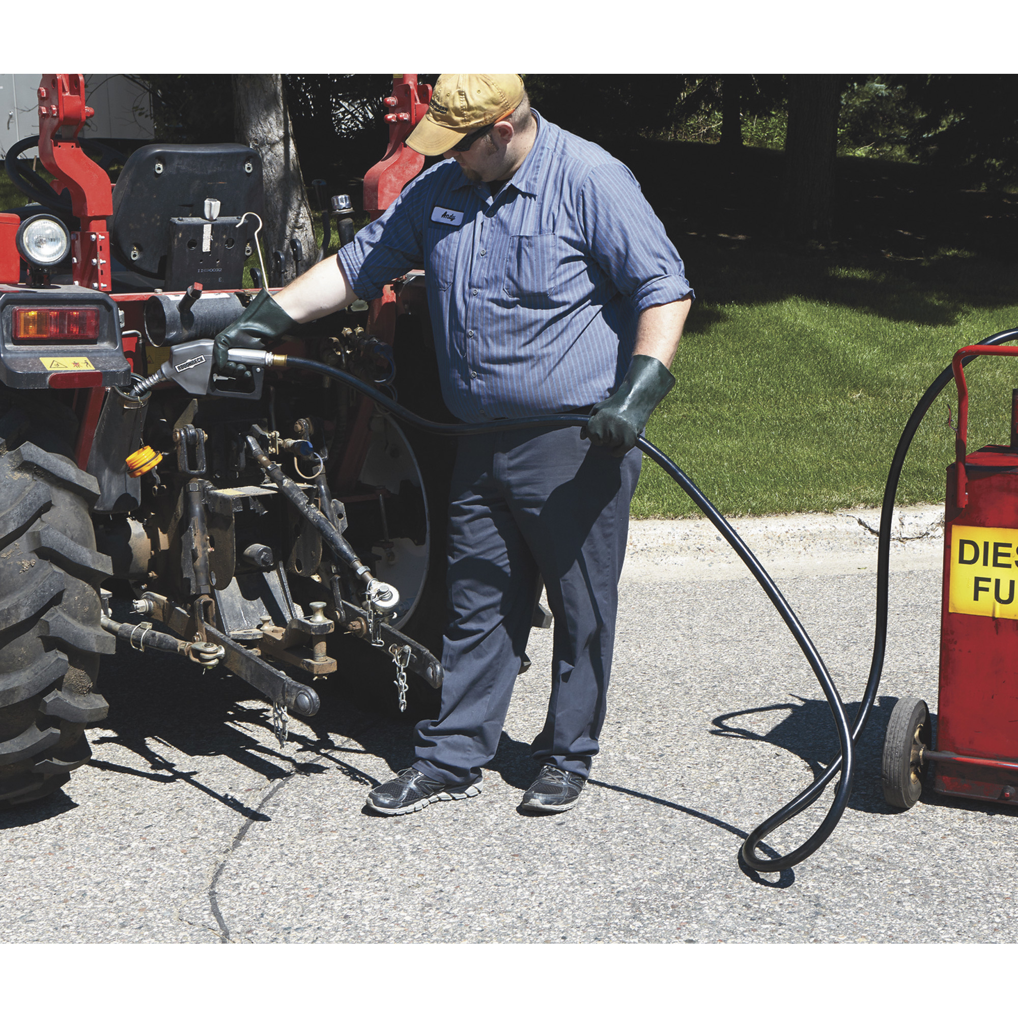 Roughneck Automatic Shut-Off Fuel Nozzle, 3/4in. Inlet Port, 13/16 O.D ...