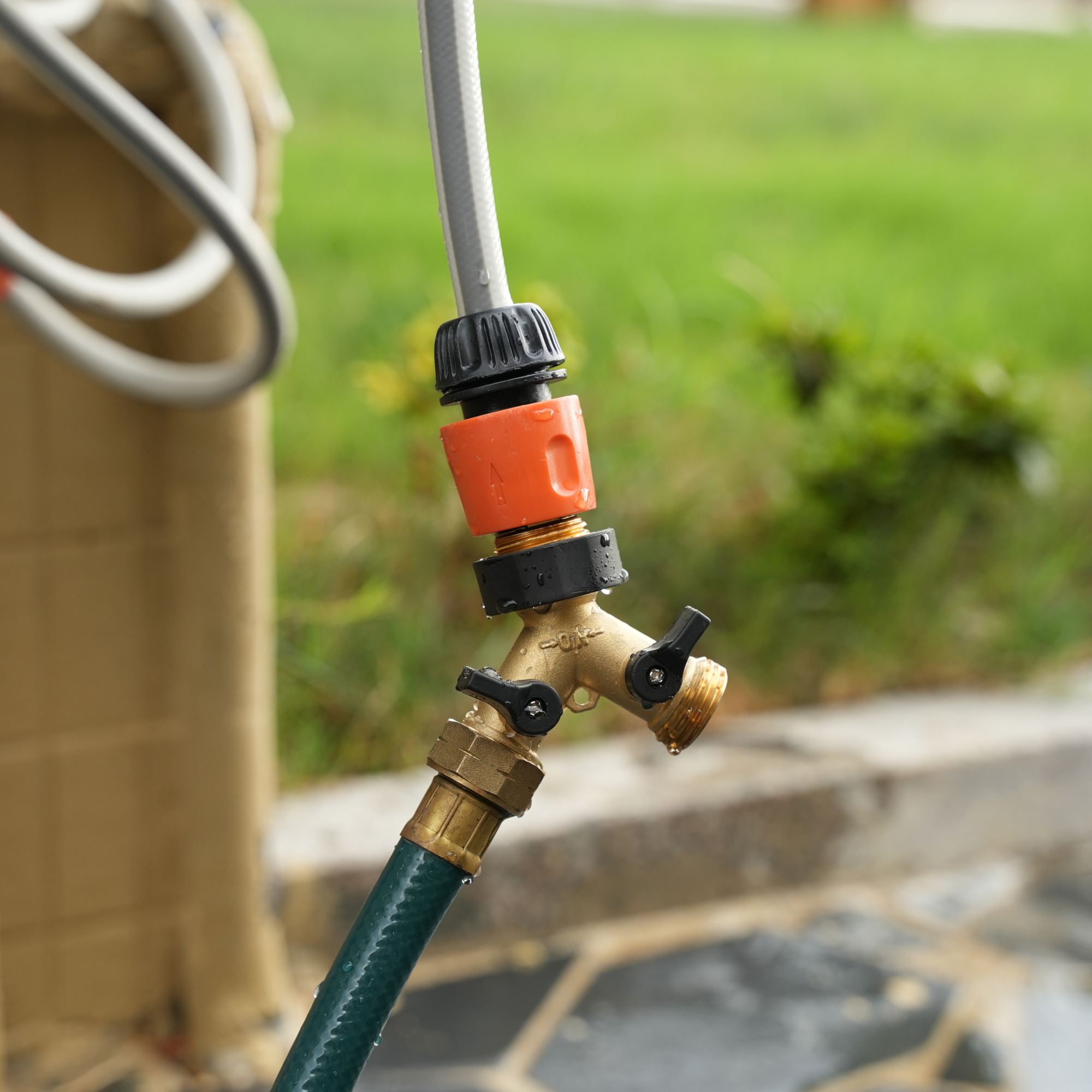 Strongway Metal 2-Way Hose Connector with Built-In Shutoff Valves, 3 ...