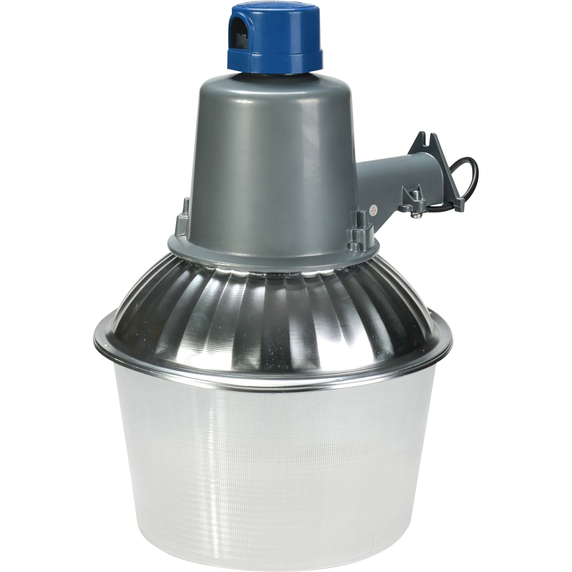 Akron Dusk-to-Dawn Security Outdoor Light — 4000 Lumens, Model# AK65SL ...