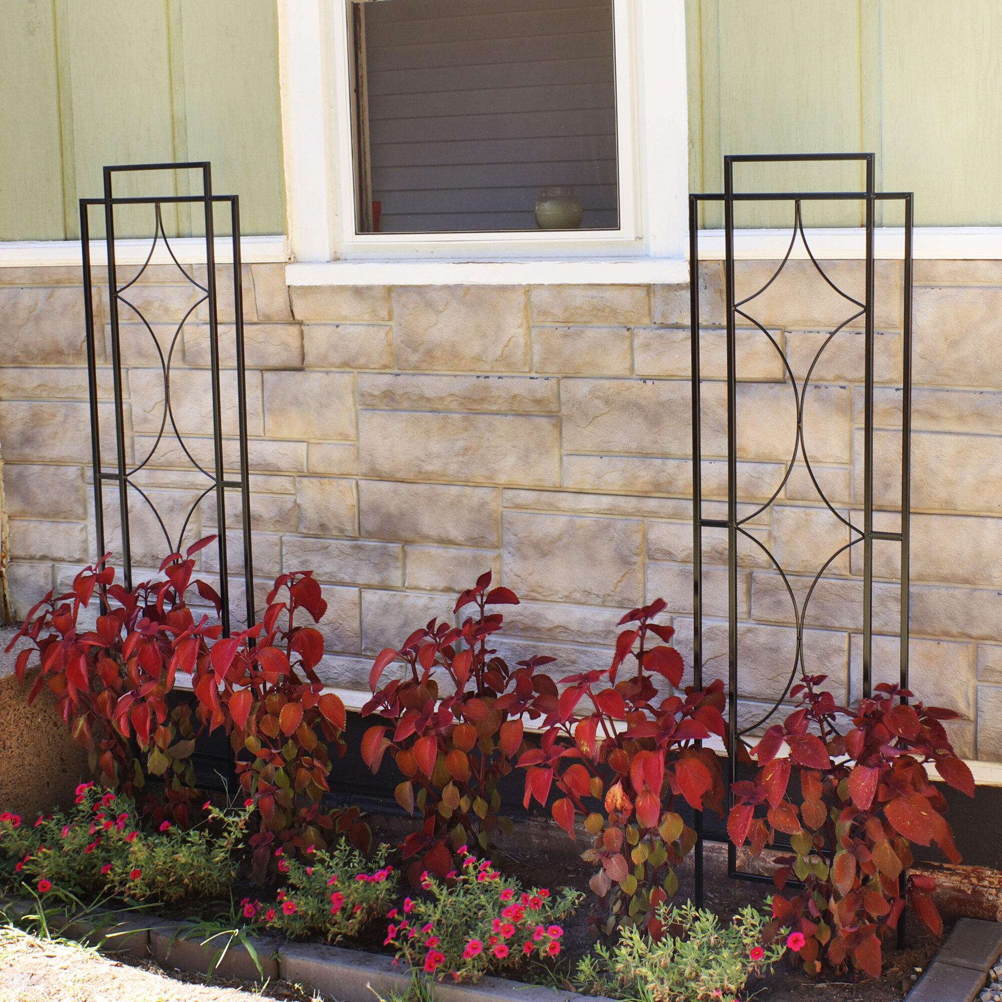 Sunnydaze Decor, 60in. Chic Diamond Garden Trellis 2PK, Material Metal, Model# HBM-000 ...