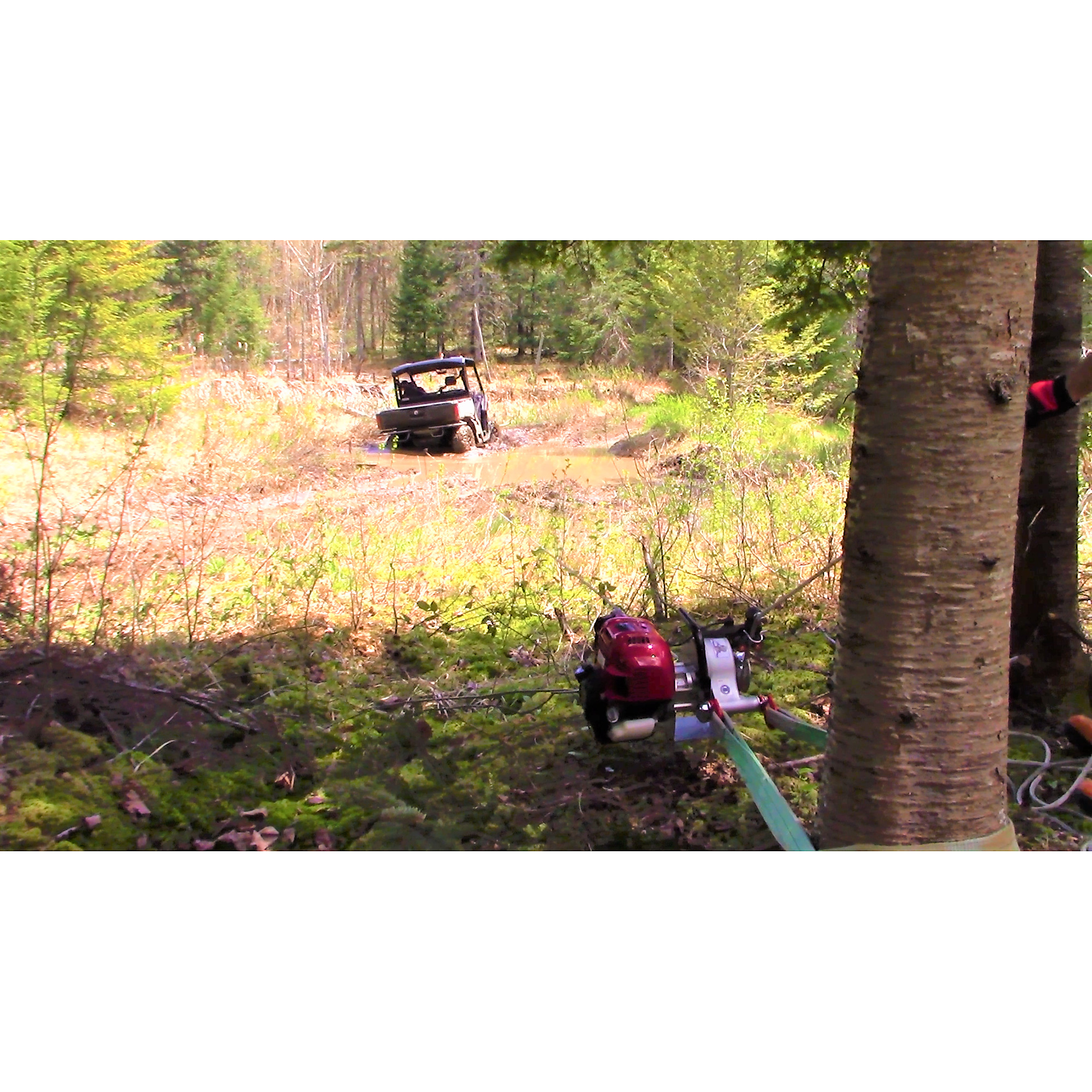 Portable Winch, PCW4000 Gas-Powered Portable Capstan Winch - Honda GX50 ...