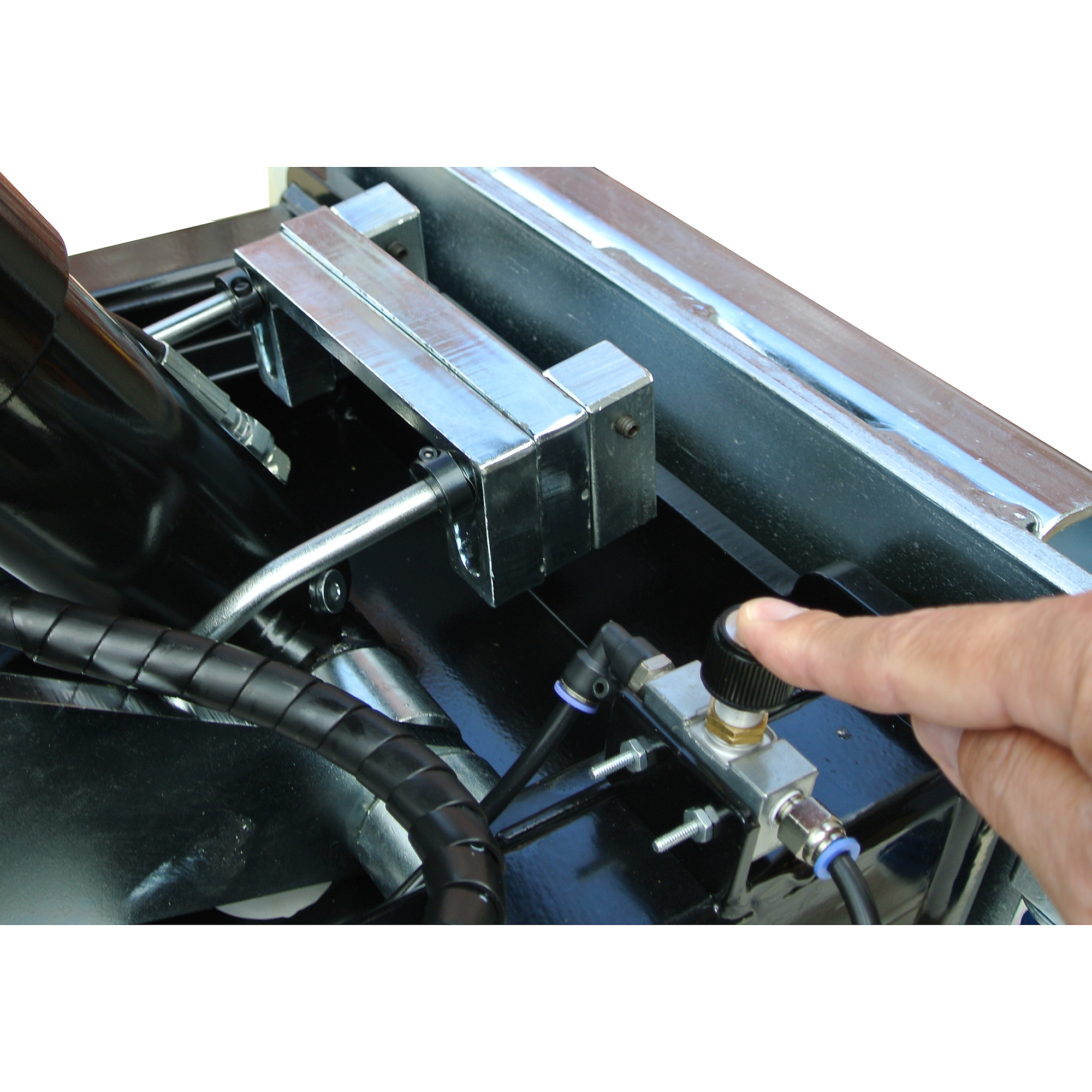 Scorpion Jacks, 25000 Lb Cap. Rolling Pit Jack/ Axle Jack Lube, Lift ...