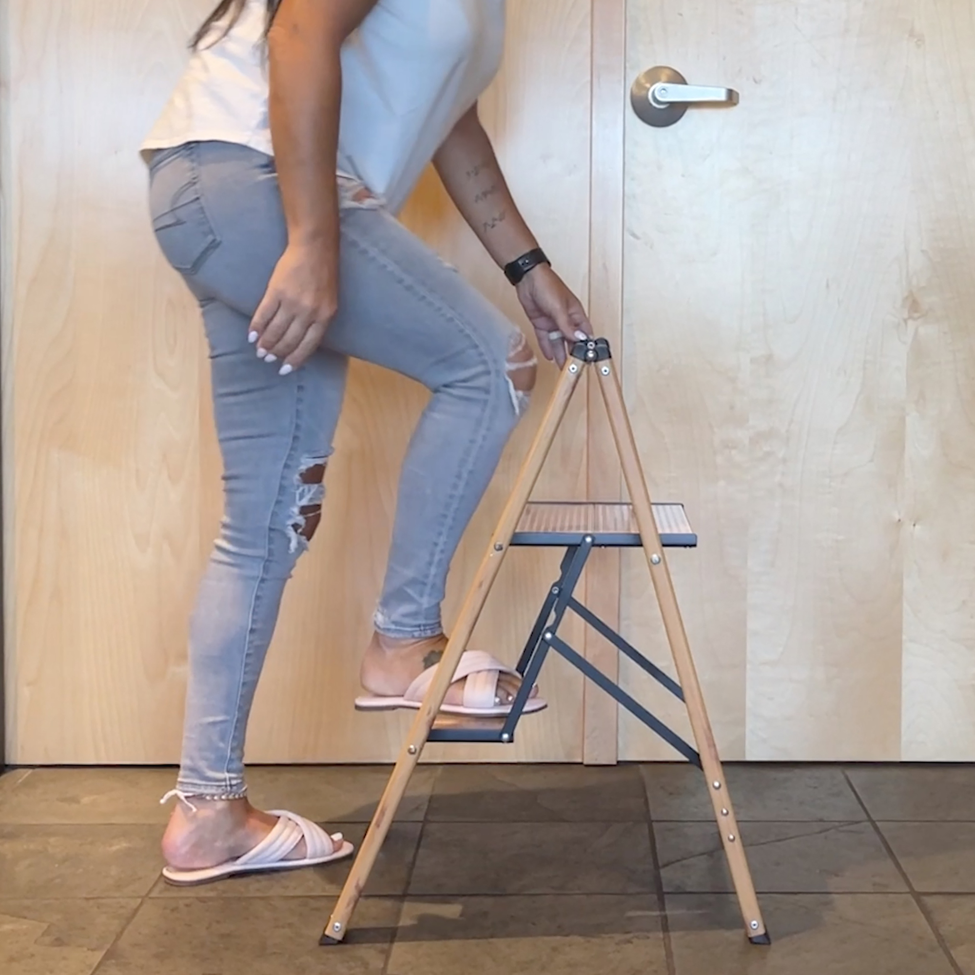 AMERIHOME, 2 Step Aluminum Wood Grain Folding Ladder, Capacity 330 lb ...