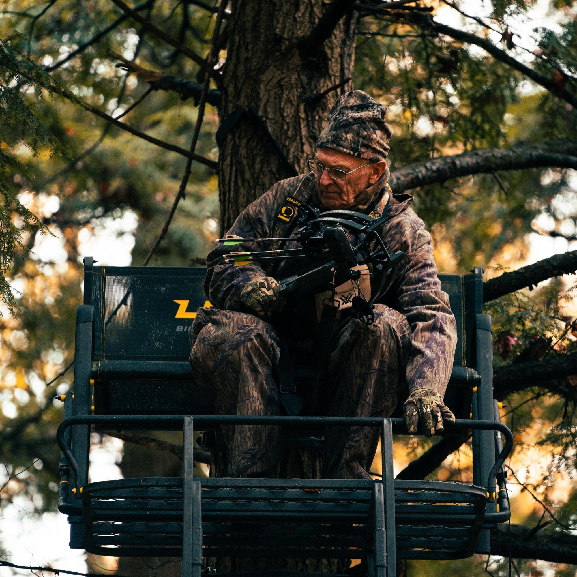 Rivers Edge Lockdown Ladder Treestand - 21ft., 2-Man, Steel, Adjustable ...
