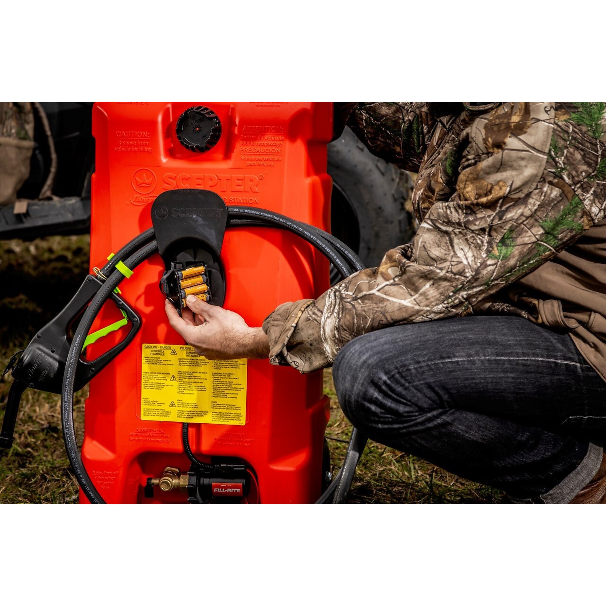 Flo n' Go Duramax Scepter, 14-Gal Powered Gas Caddy with 6 GPM Fill ...