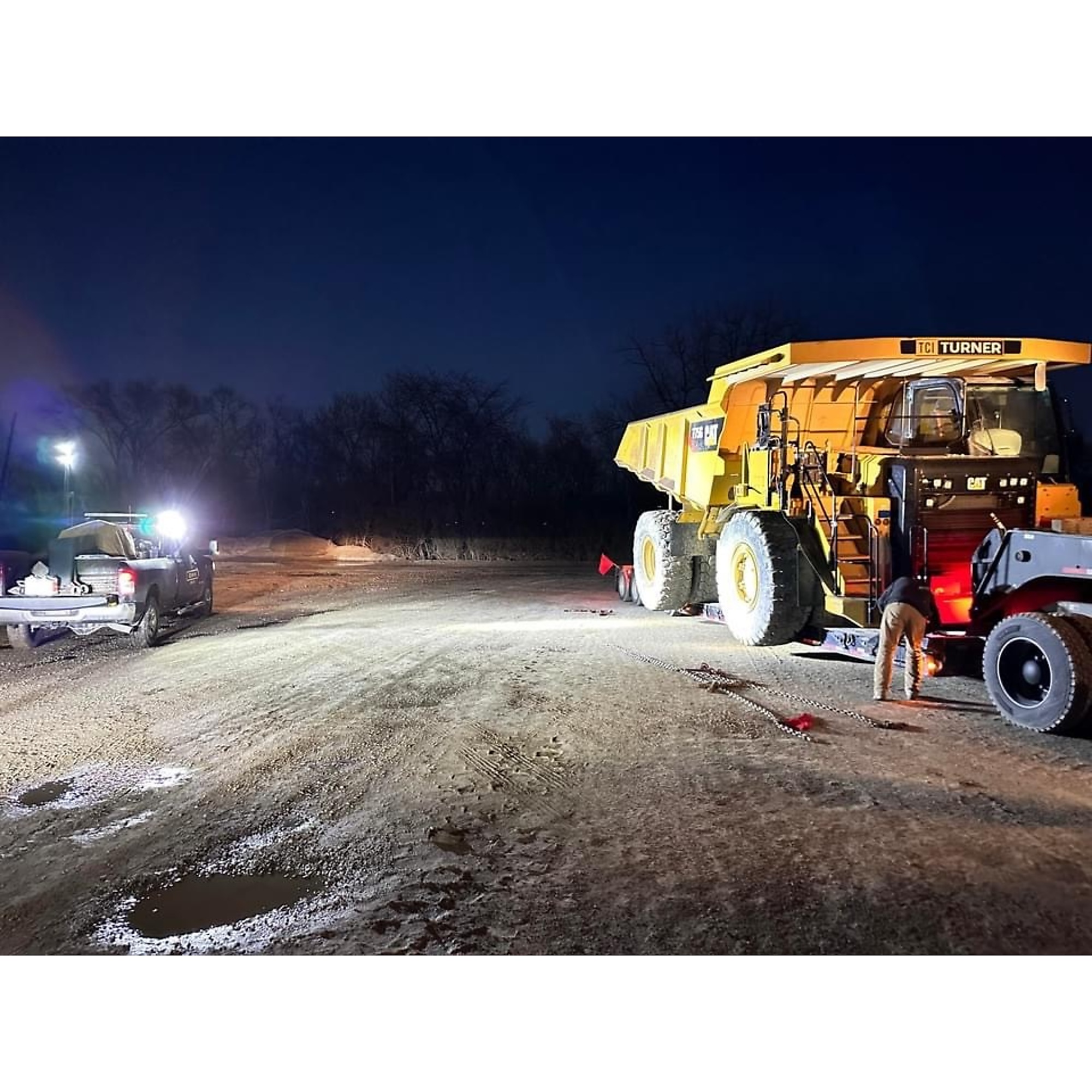 BT Fabrication, Truck Bed Mounted Light Towers, Light Output 46400 ...