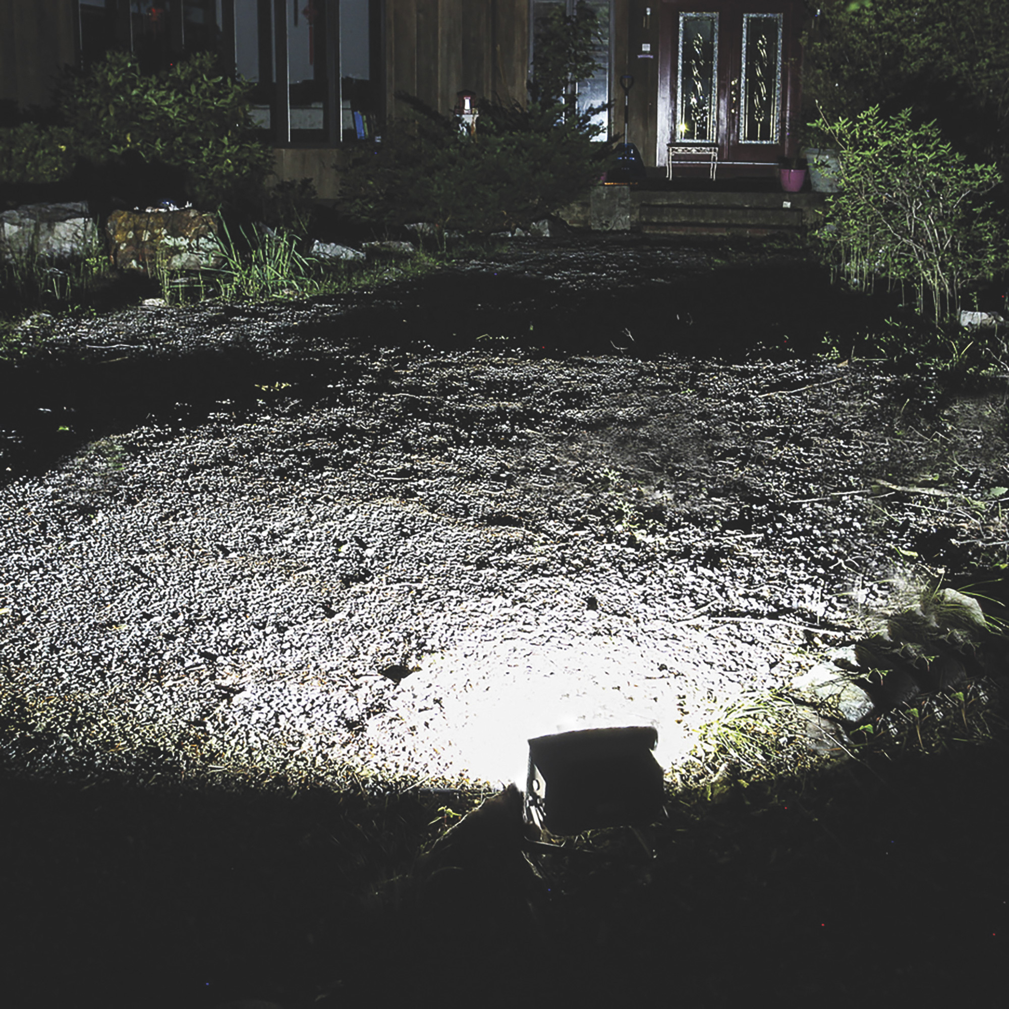 Maxsa Superbright LED Solar Flood Light, 3 Solar Panels, 240 Lumens ...