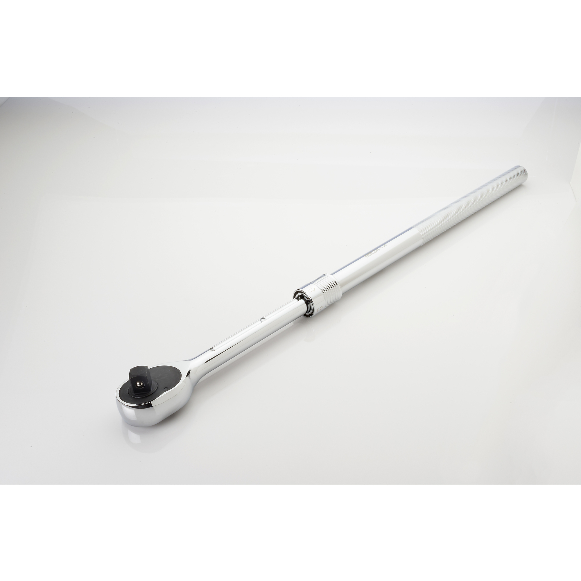 EZRED, 3/4in. Extendable Ratchet - Extends 24 to 39.75in., Drive Size 3 ...