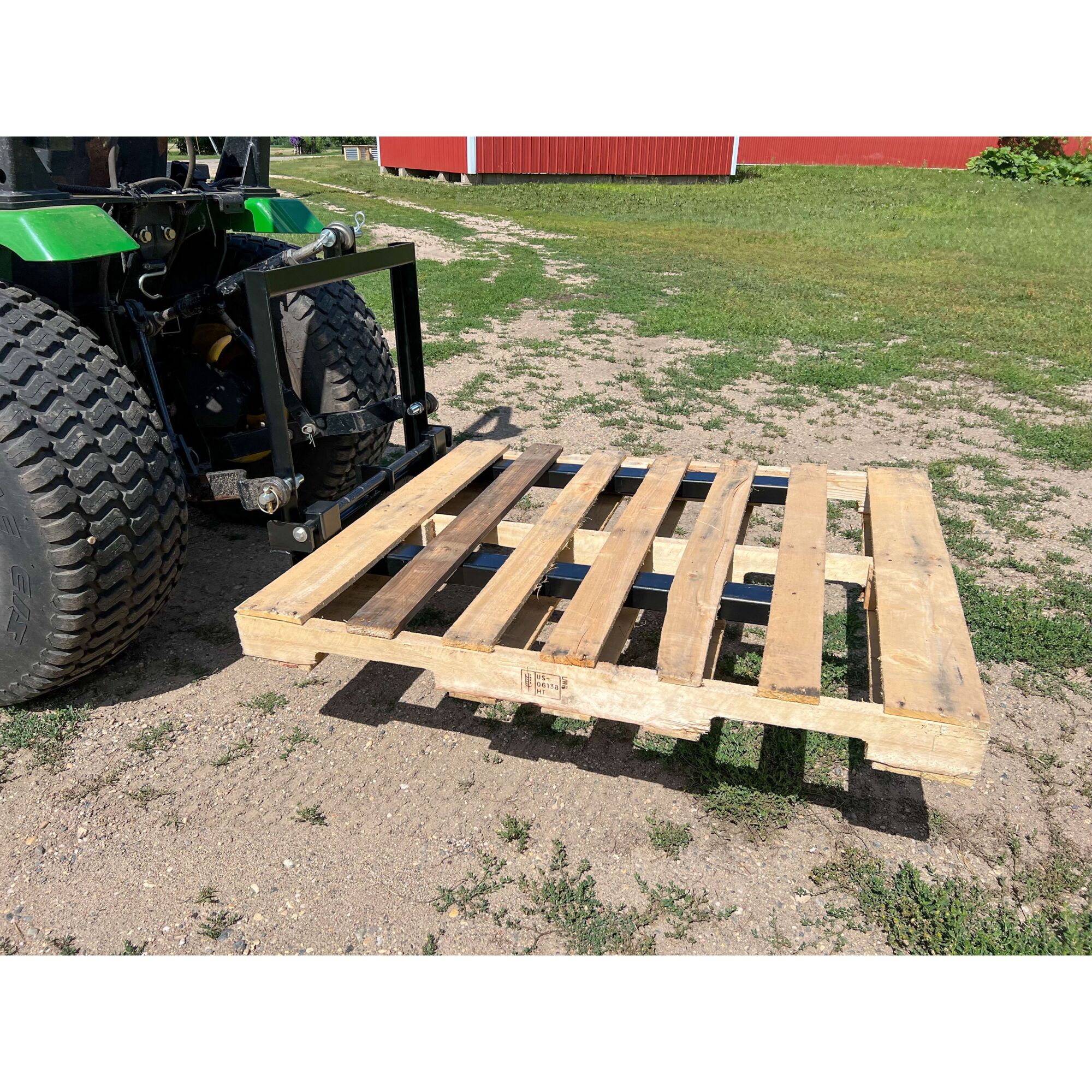 Field Tuff, 3 Point Pallet Forks, Working Width 31.5 in, Capacity 1000 ...