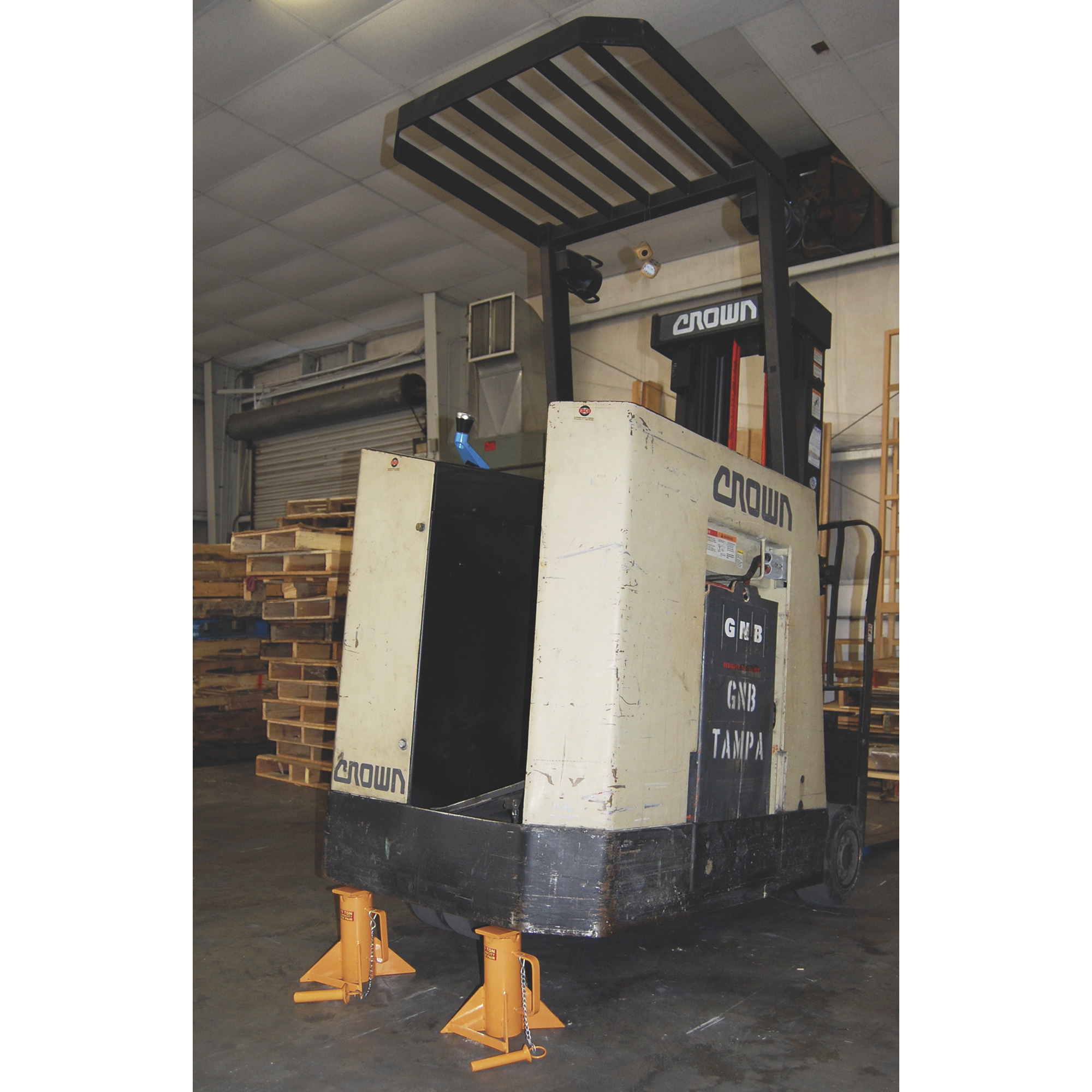 ESCO 10-Ton Forklift Jack Stands, Pair, Model# 10436 | Northern Tool